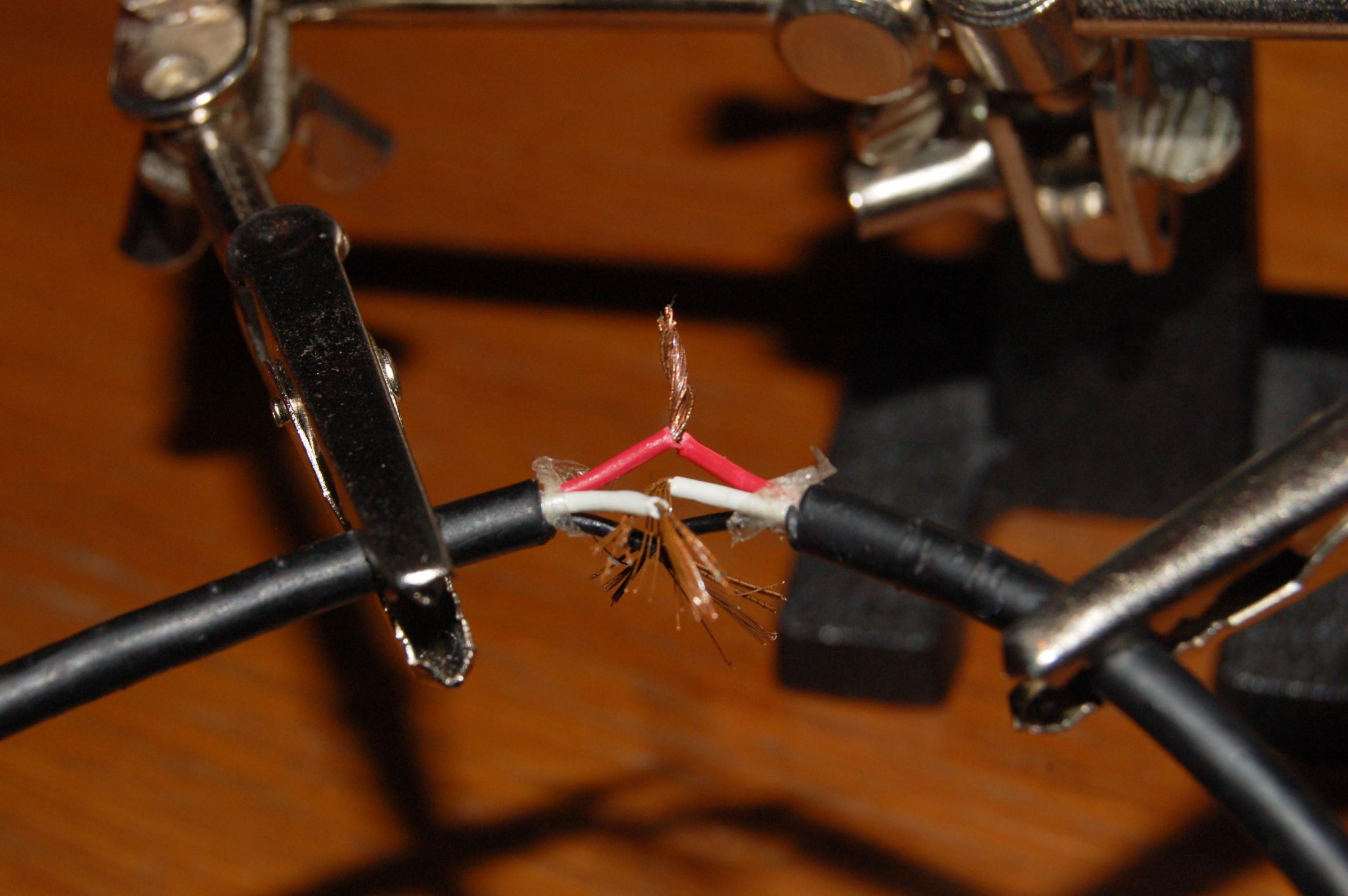 Quick Cable Repair : 9 Steps (with Pictures) - Instructables