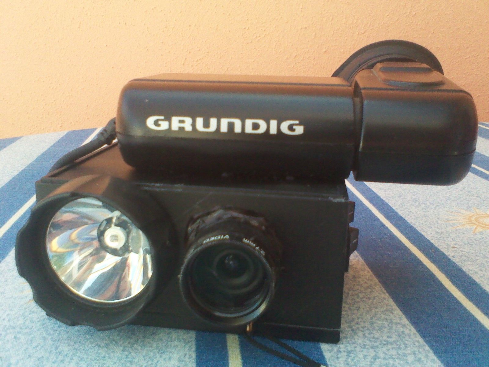 How to Make a Portable Infrared Night Vision Scope : 7 Steps (with ...