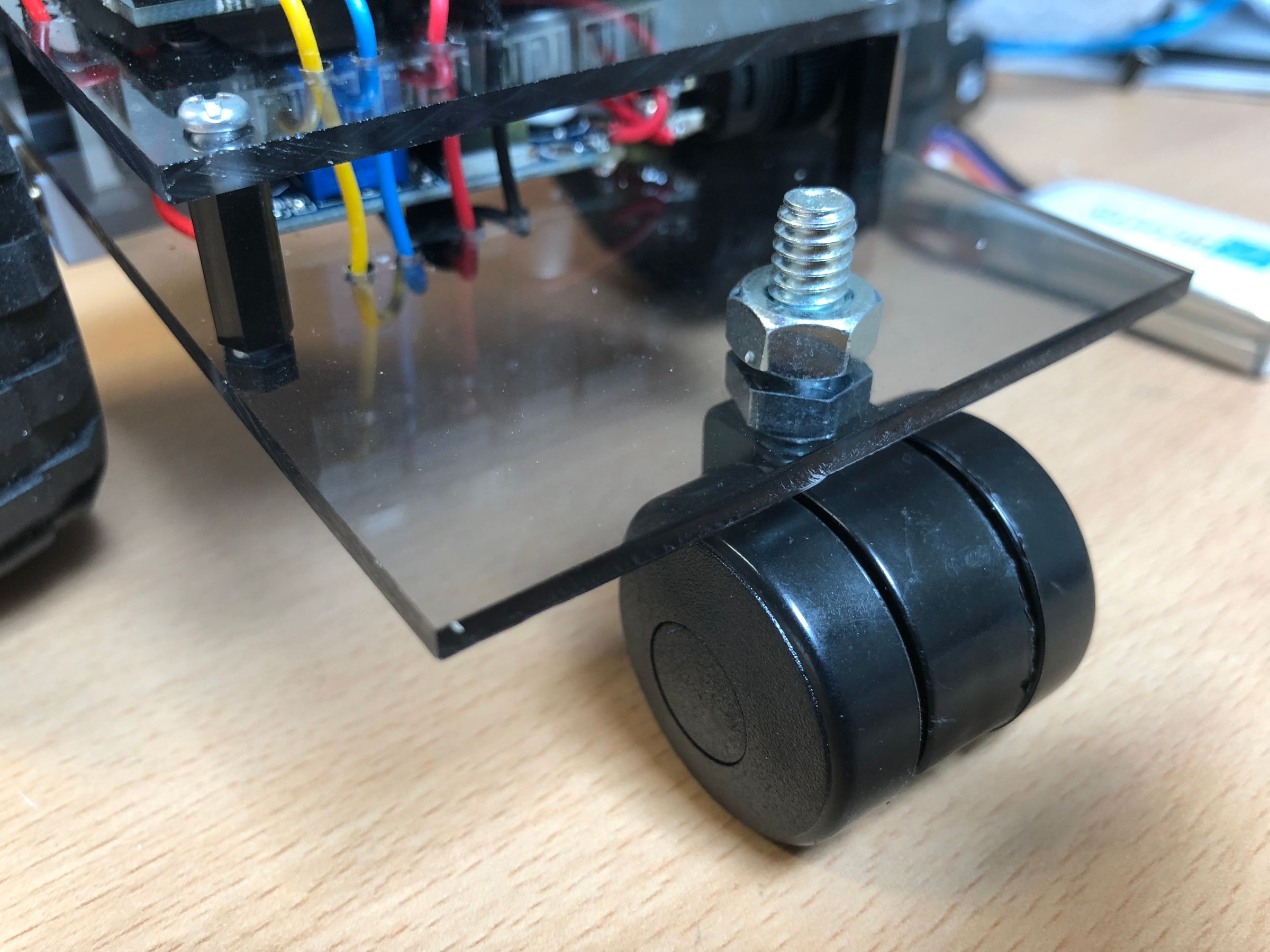 Simple Micro:bit Robot With Lego Technics Wheels : 5 Steps - Instructables