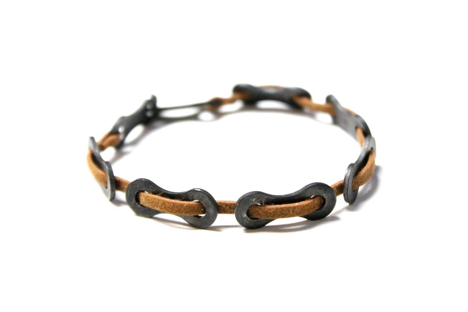 Easy Bike Chain Bracelet : 6 Steps (with Pictures) - Instructables