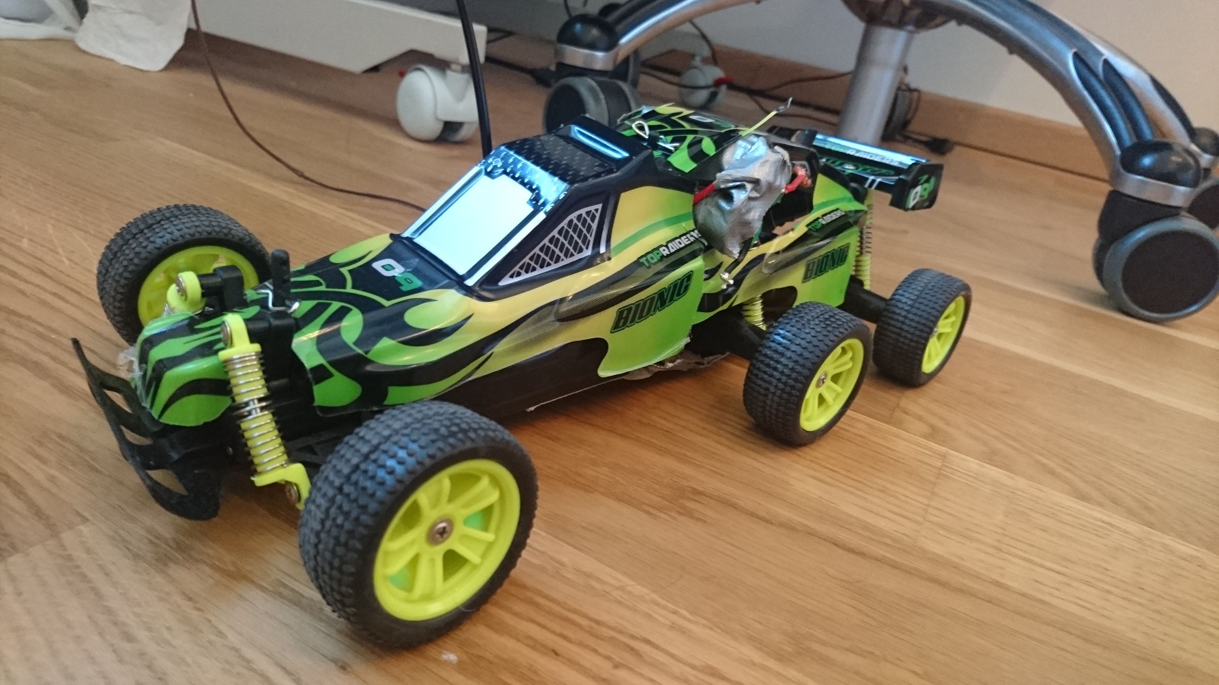 RC Car - 6 Wheel Hack : 3 Steps - Instructables