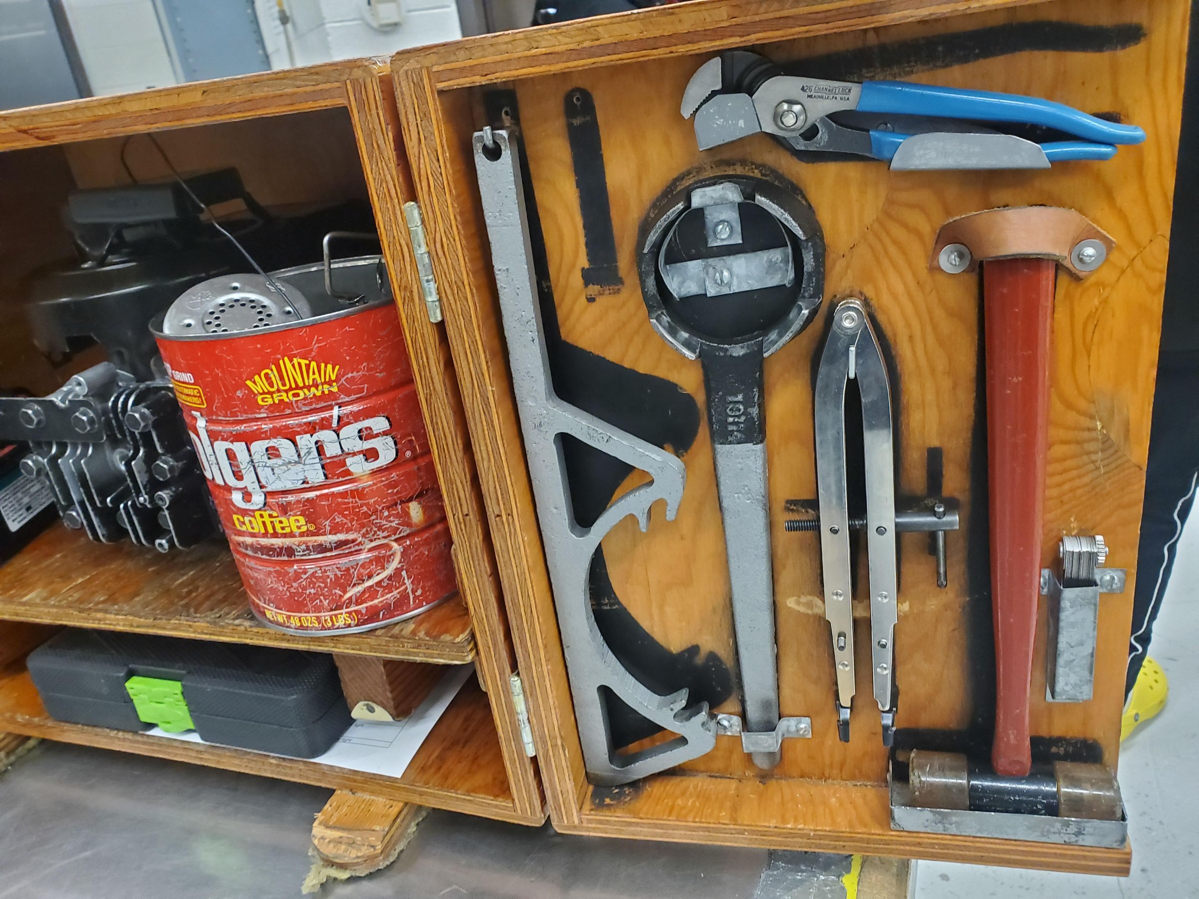 Restoring a 74 Year Old Antique Engine! : 5 Steps (with Pictures ...