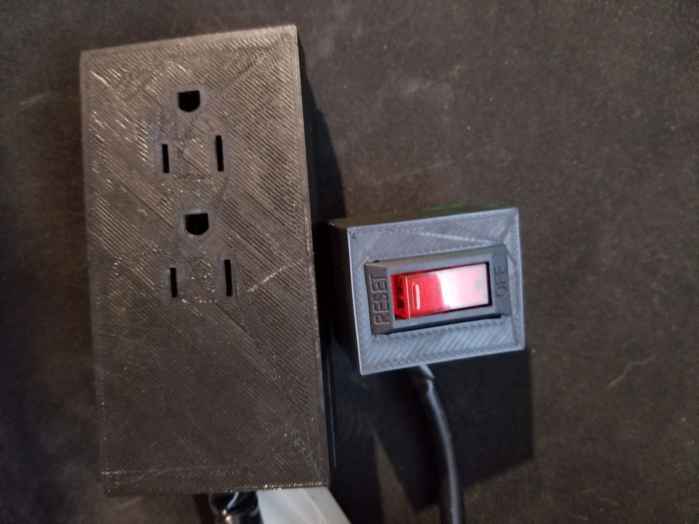 Modified Power Strip : 7 Steps (with Pictures) - Instructables