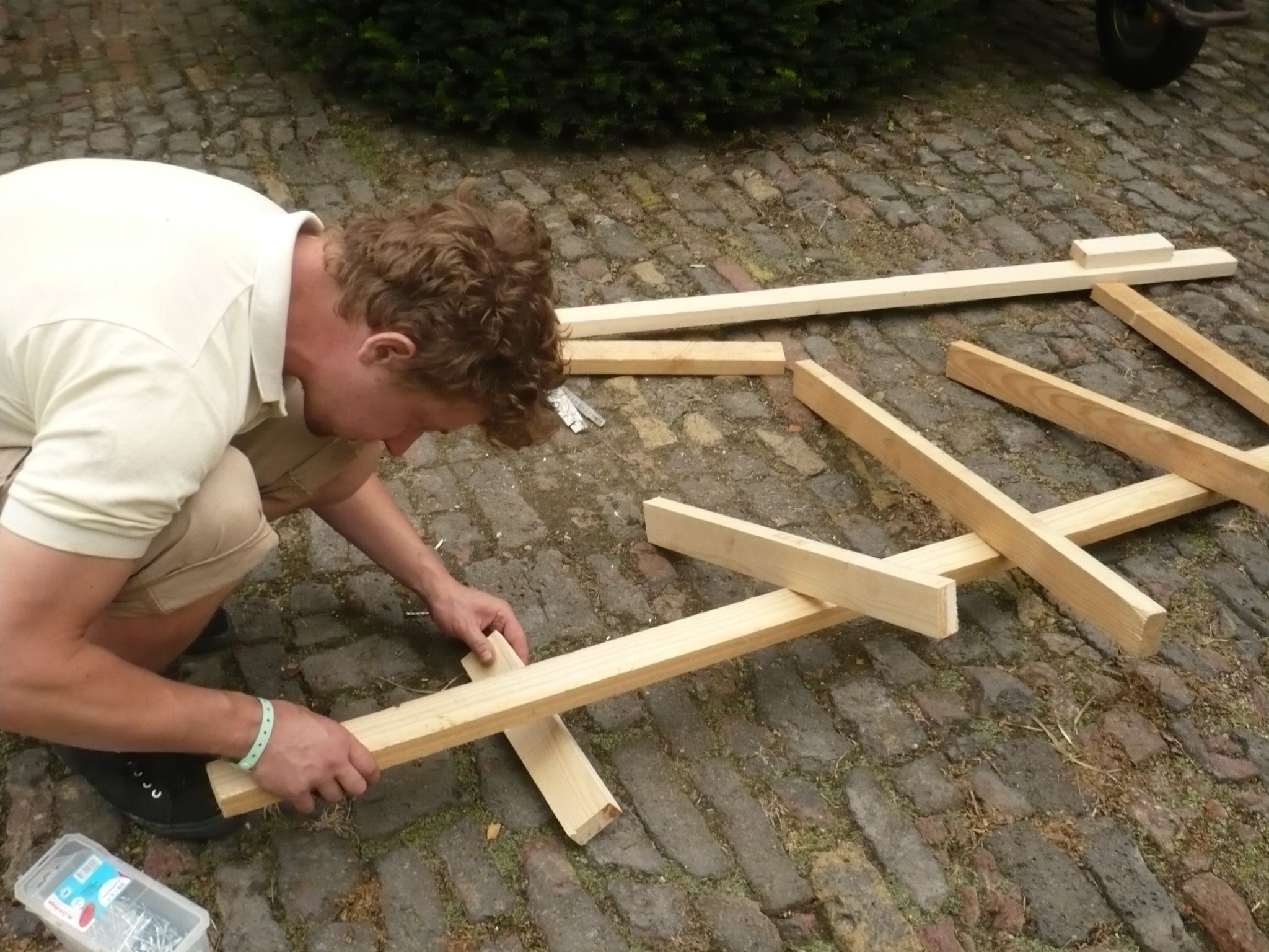 Easy Tarp Boat : 5 Steps - Instructables