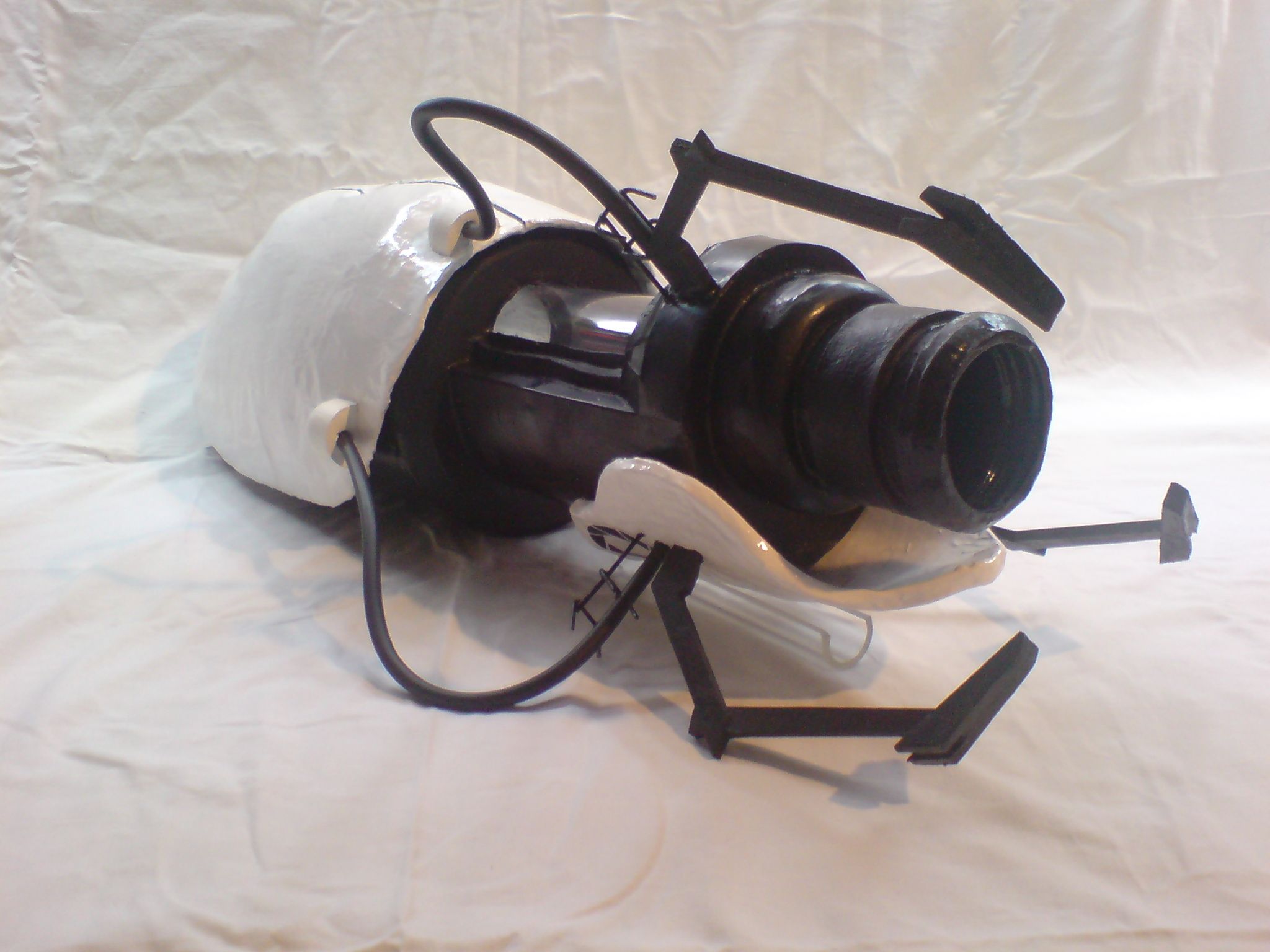 How to Make a Portal Gun : 16 Steps (with Pictures) - Instructables