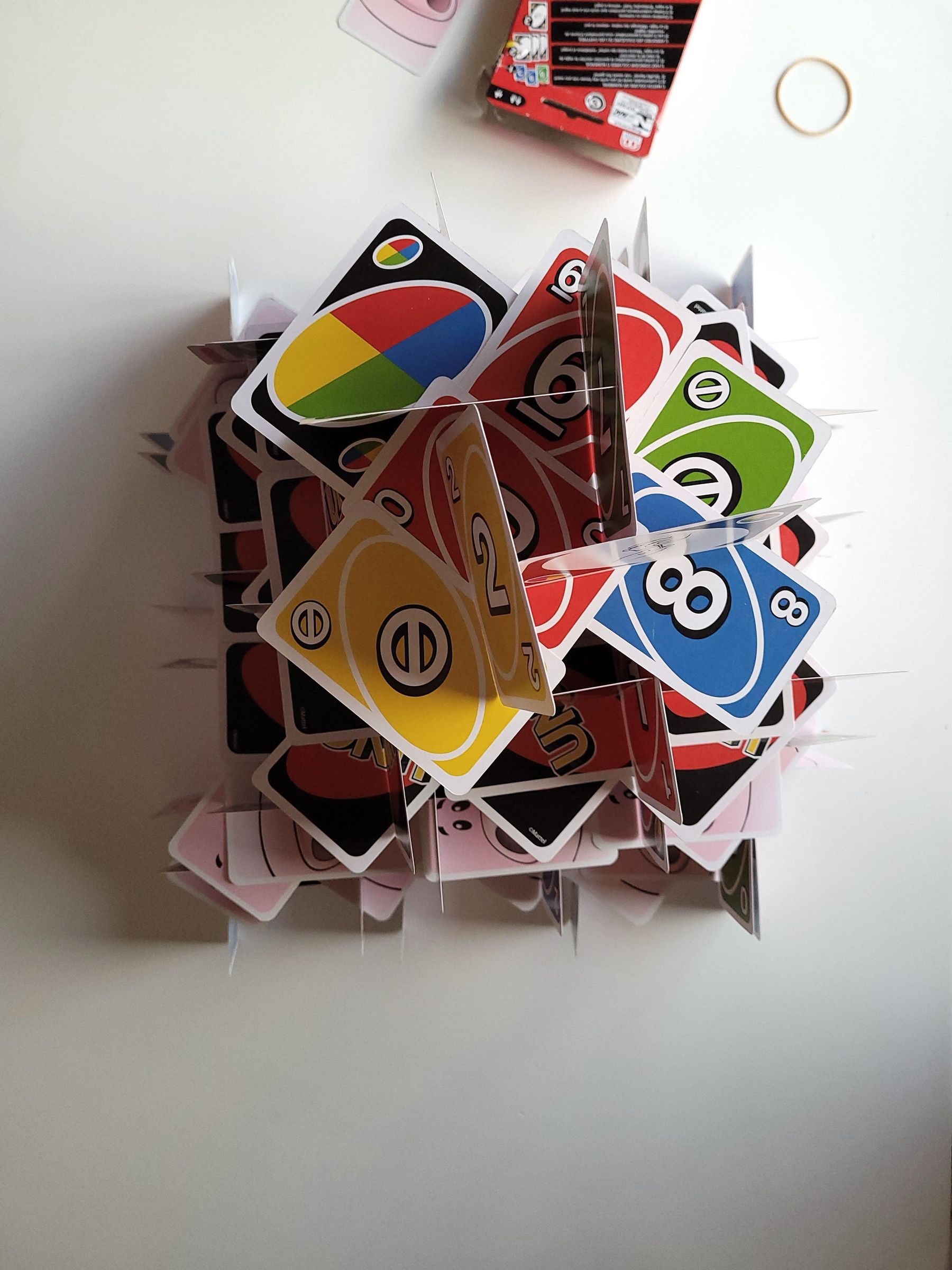 Card Stacking - Crazy Strong! : 5 Steps (with Pictures) - Instructables