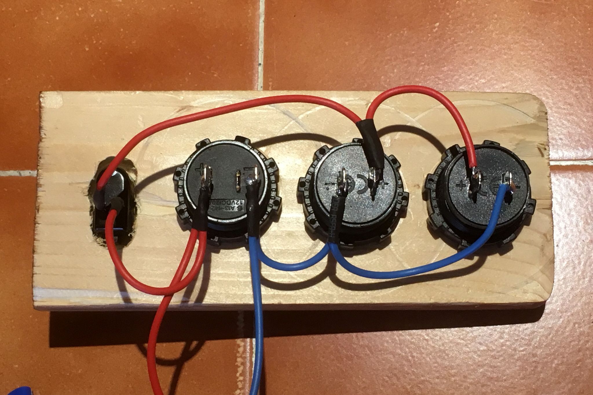 Mega Power Bank : 7 Steps (with Pictures) - Instructables