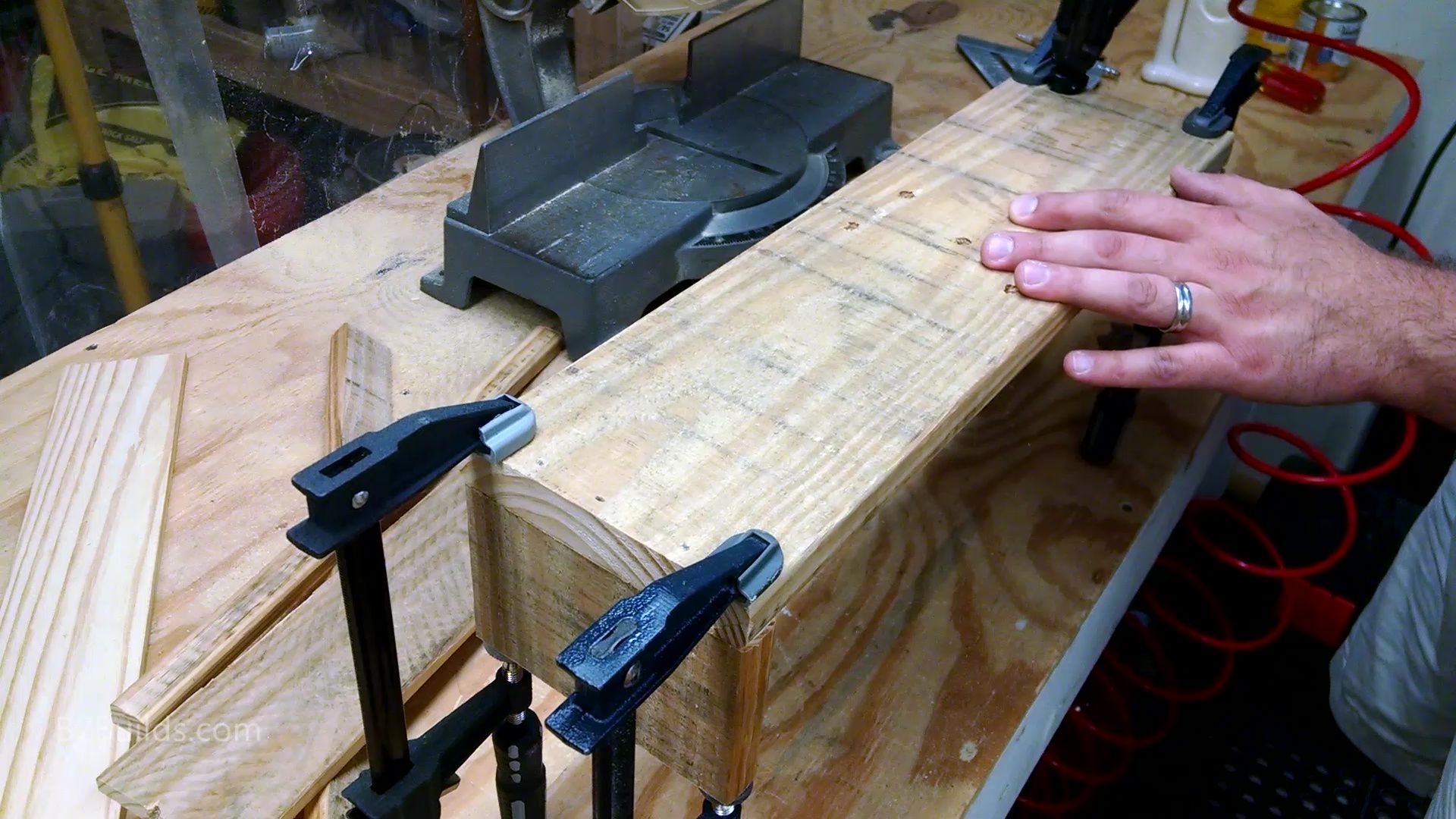 Floating Shelf Charging Station From Pallet Wood : 9 Steps (with ...