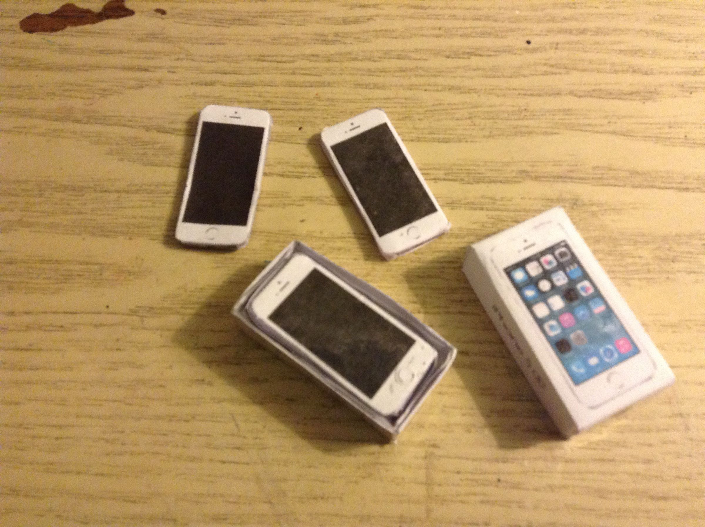 IPhone 5s Papercraft : 11 Steps - Instructables