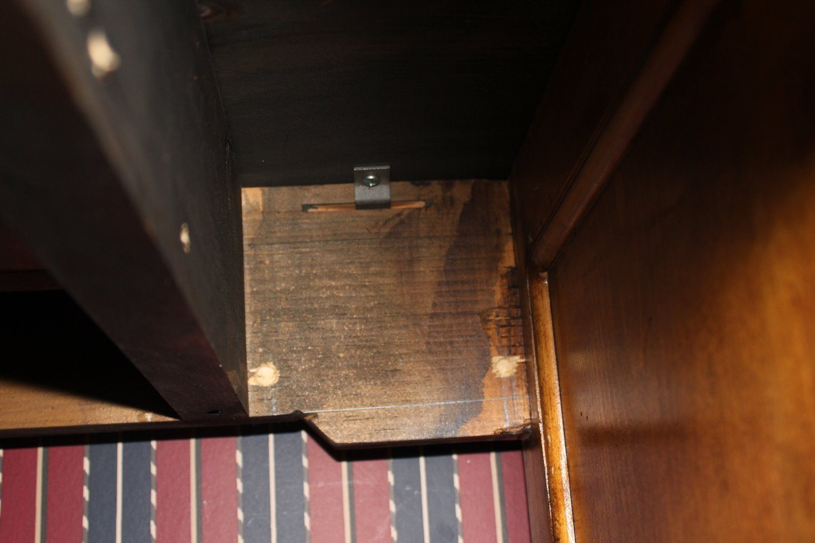 Secret Desk Compartment : 9 Steps (with Pictures) - Instructables