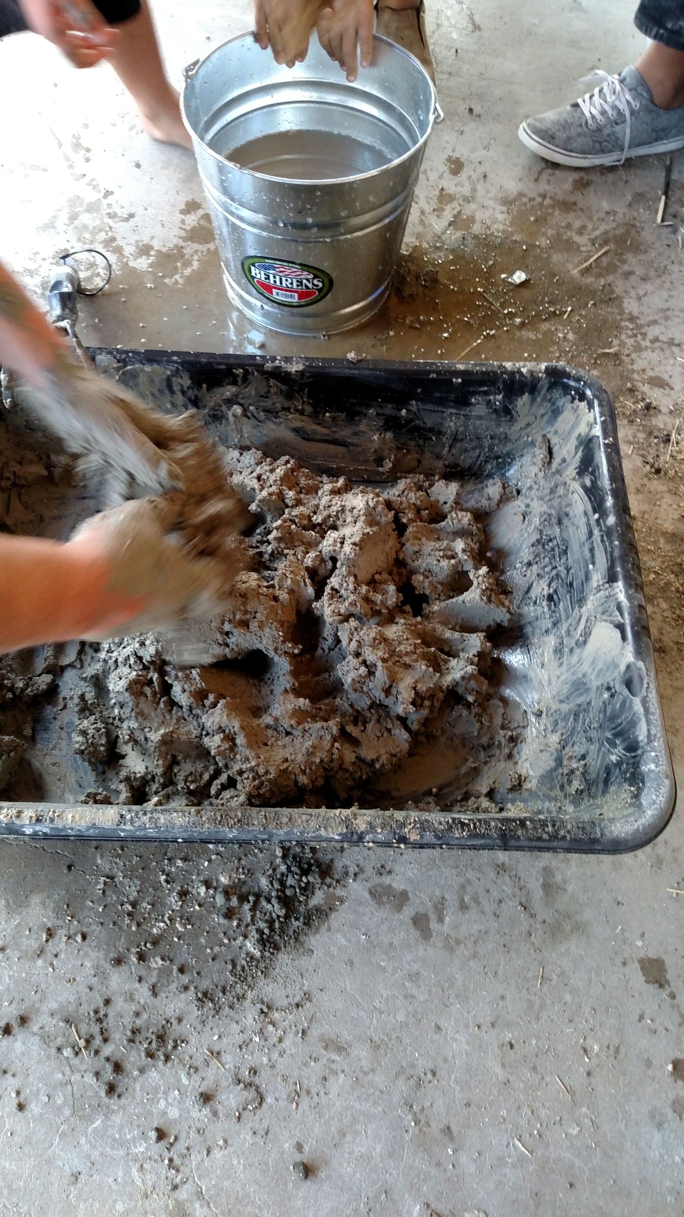 The Mini Steel Bucket Foundry. : 4 Steps (with Pictures) - Instructables