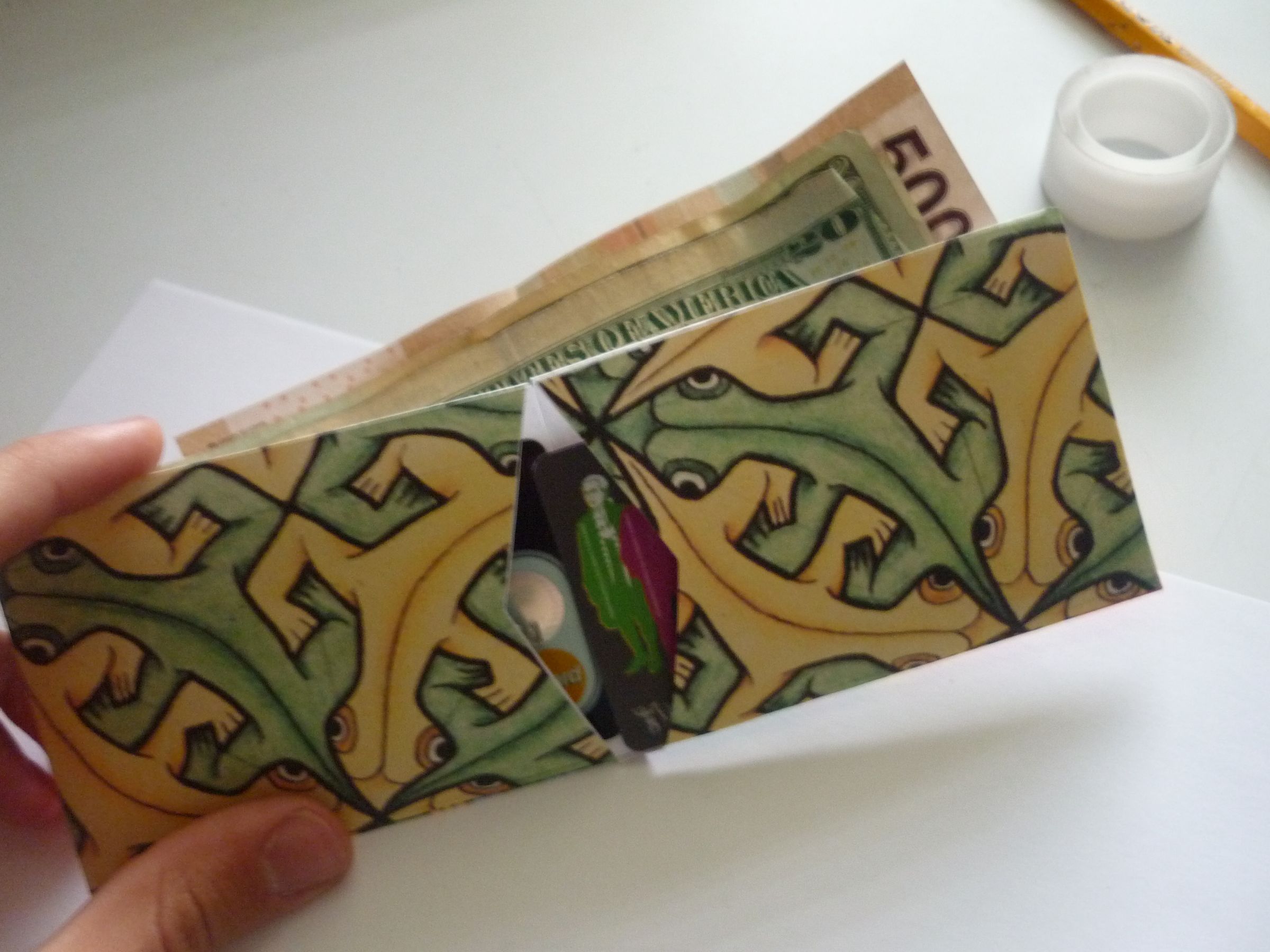 DIY Personalized Paper Wallet : 11 Steps - Instructables
