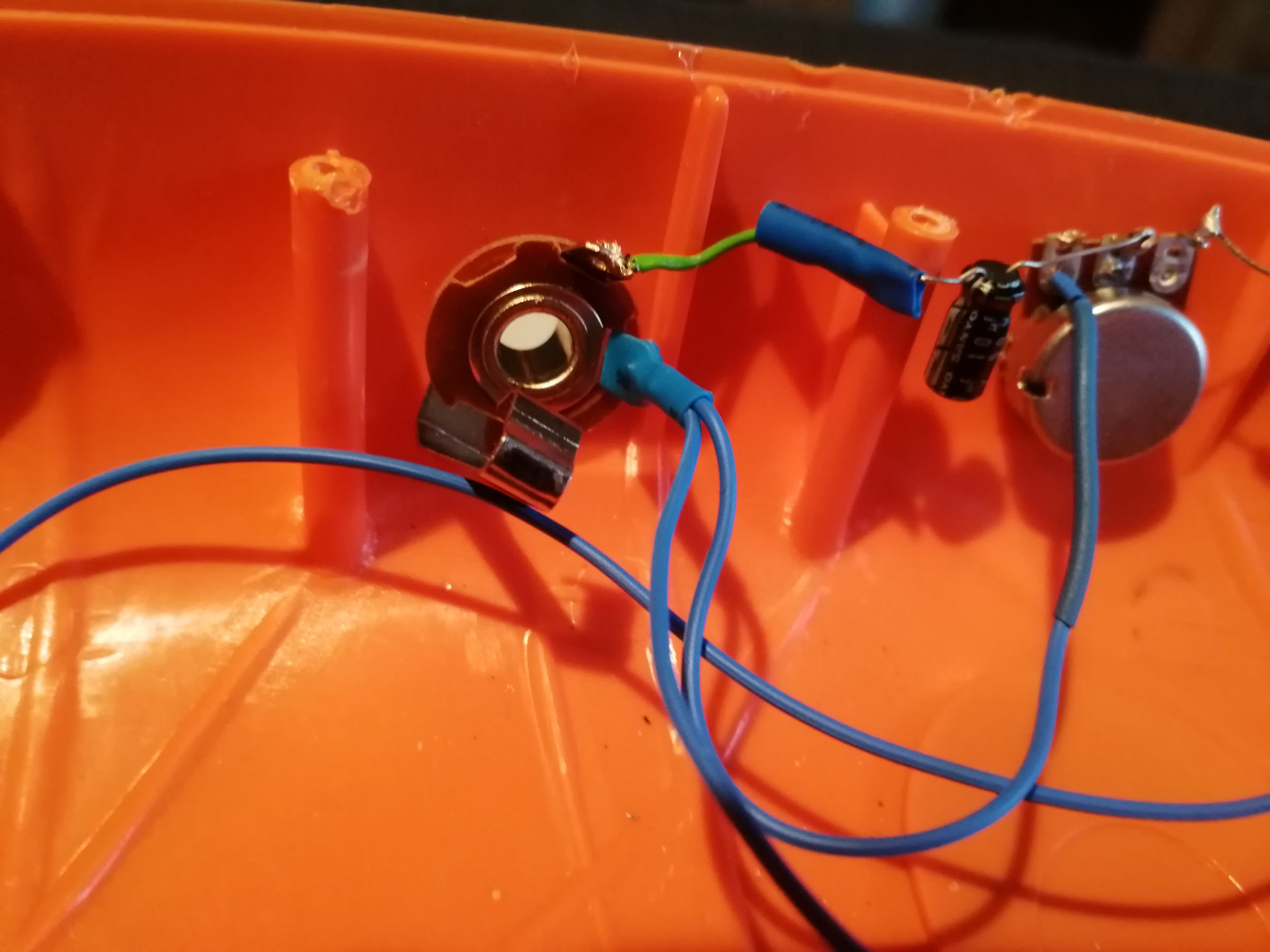 Meowsic Keyboard Output Jack : 8 Steps (with Pictures) - Instructables