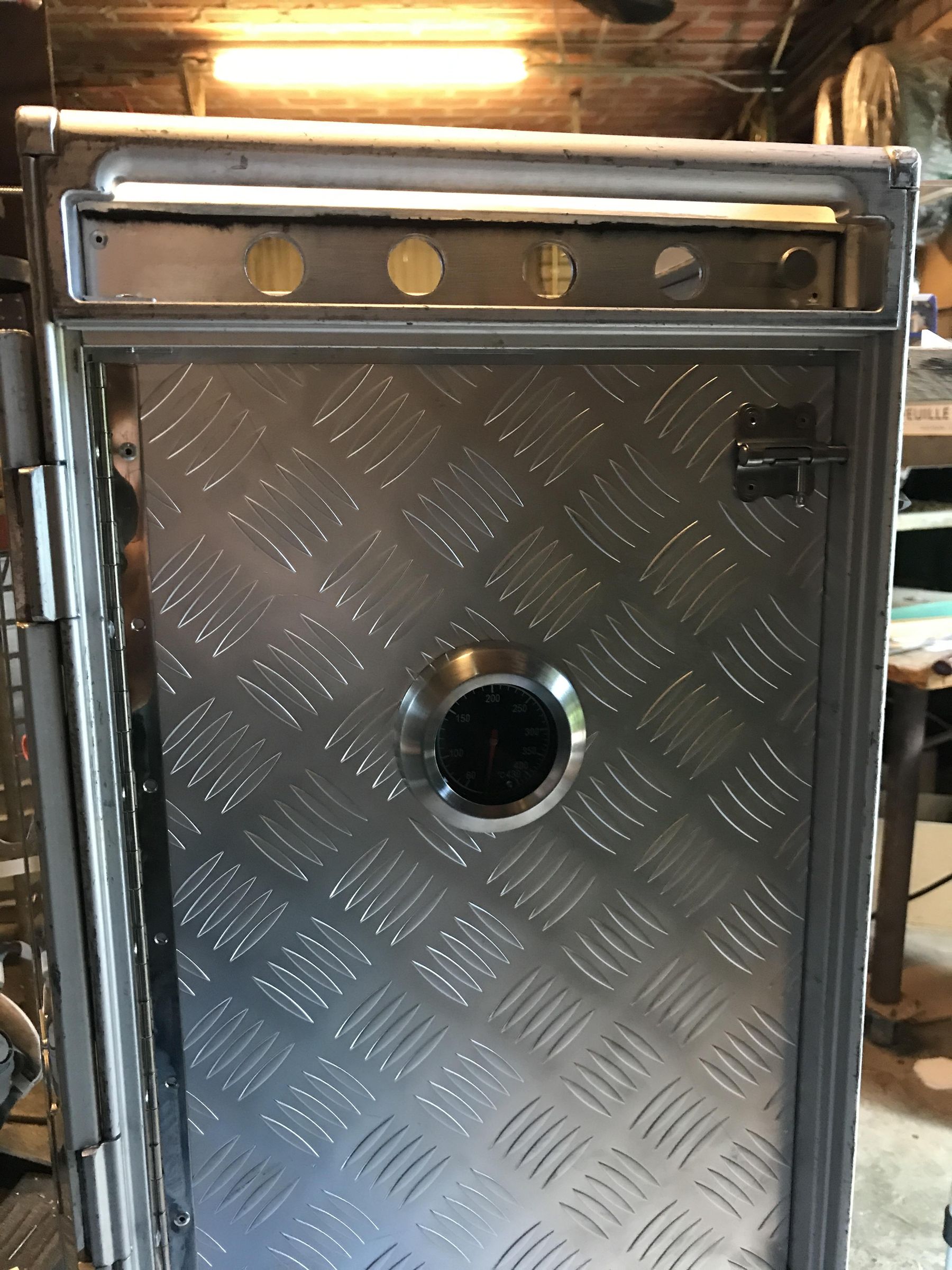 Aviation Trolley Barbecue Smoker With a Twist : 4 Steps (with Pictures ...
