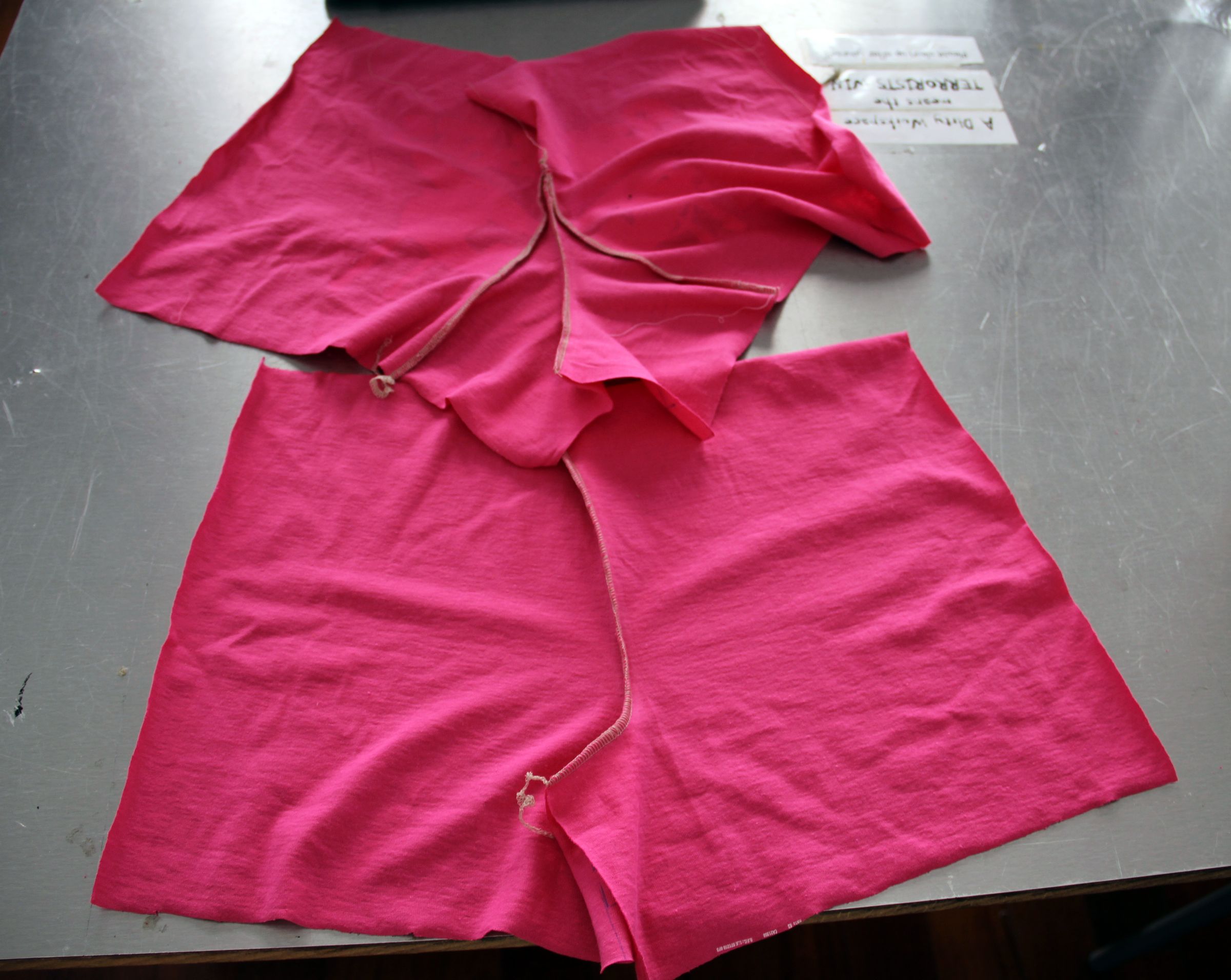 Hot Pants From T-shirt : 3 Steps (with Pictures) - Instructables