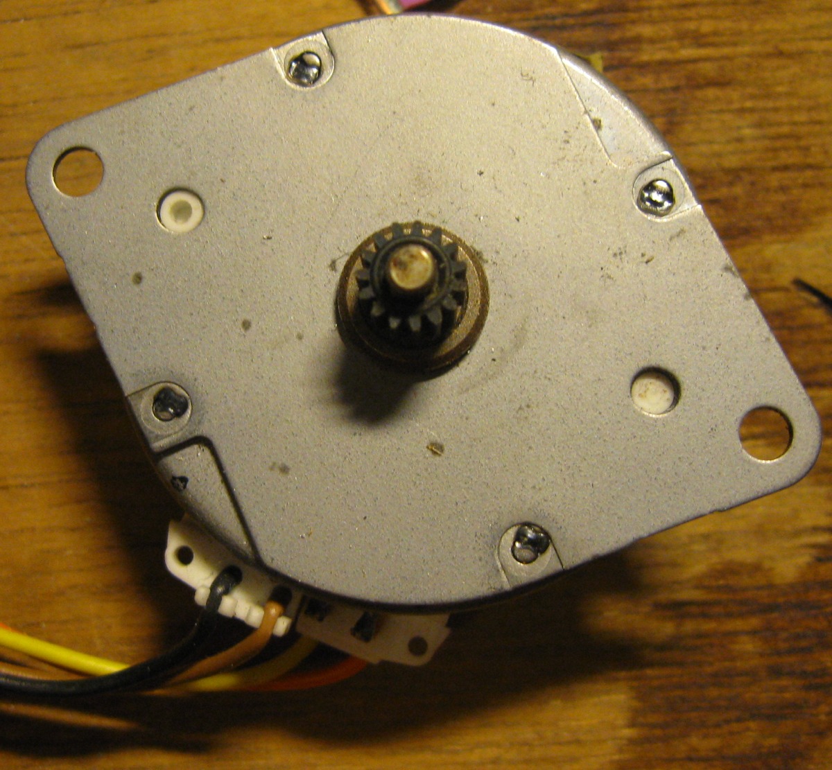 A Simple DIY Spectrophotometer : 8 Steps (with Pictures) - Instructables