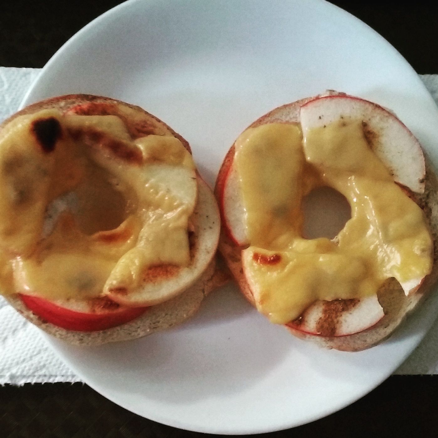 Apple Bagel Sandwich : 7 Steps (with Pictures) - Instructables