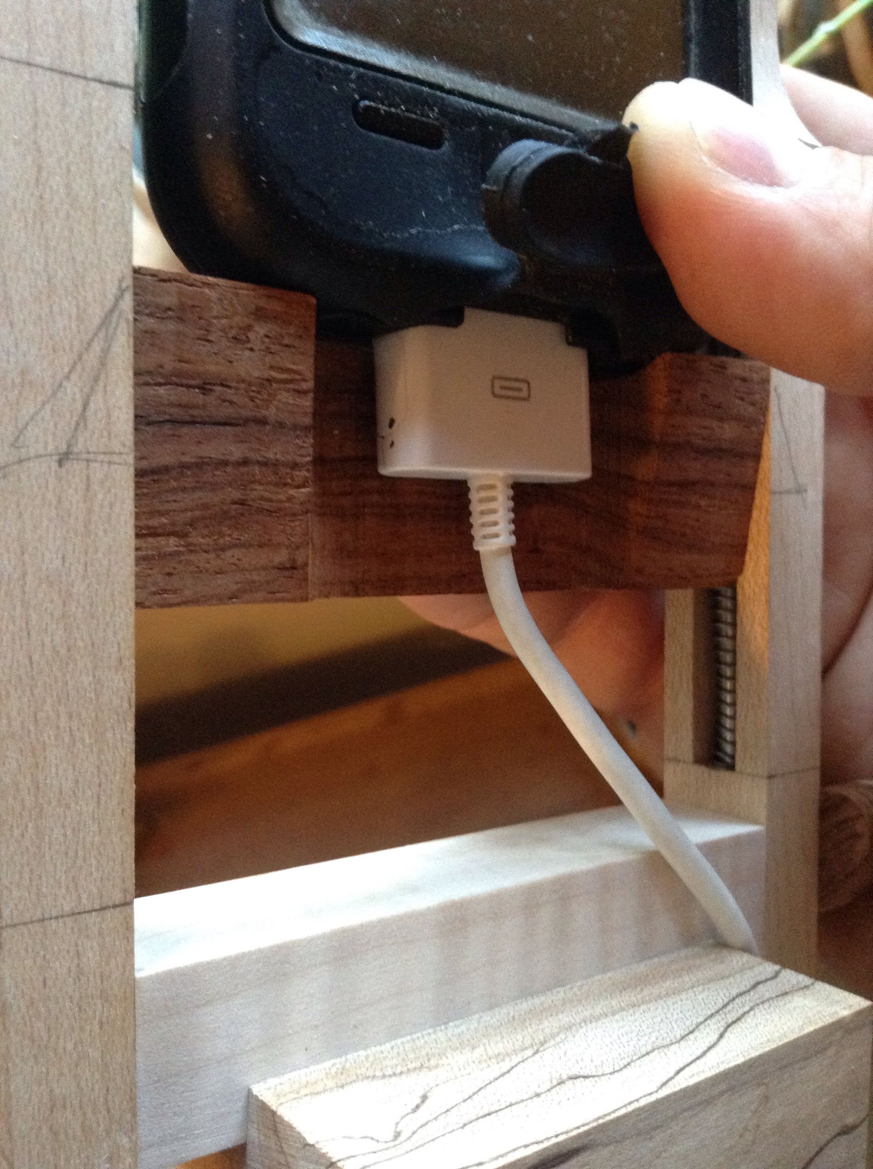 Wooden Smart Phone Holder : 13 Steps (with Pictures) - Instructables