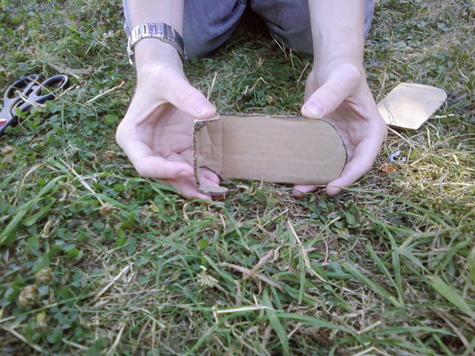 Cardboard Cell Phone Case. : 9 Steps - Instructables