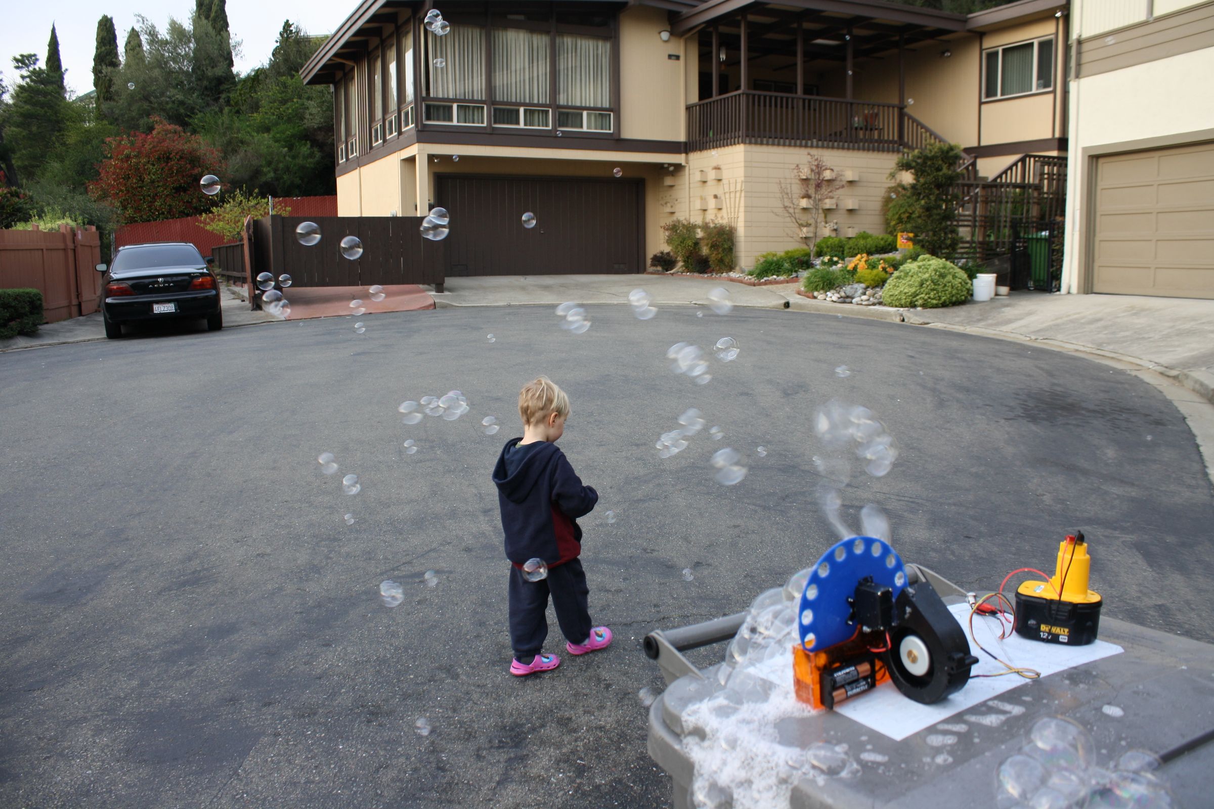 Bubble Machine : 8 Steps (with Pictures) - Instructables