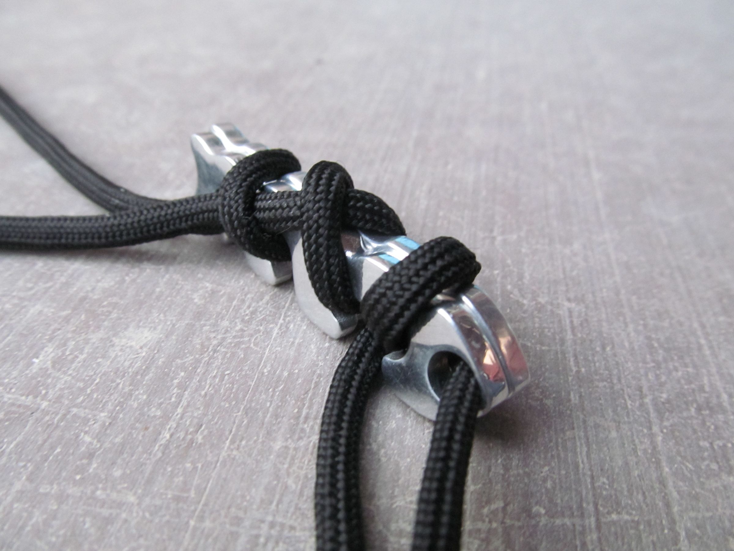 Fish Bone - Knotless Gear Tie : 8 Steps (with Pictures) - Instructables