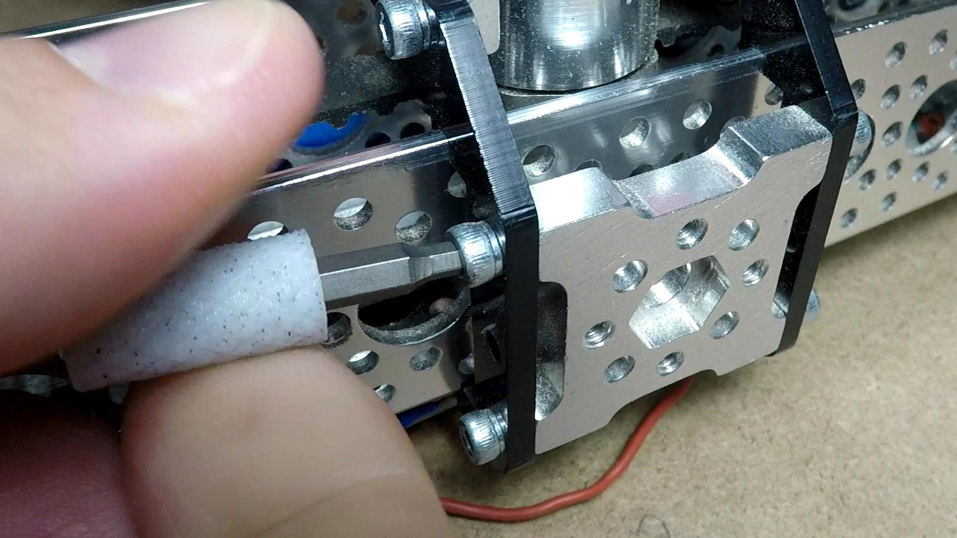 Low Profile Bit Holder - Instructables