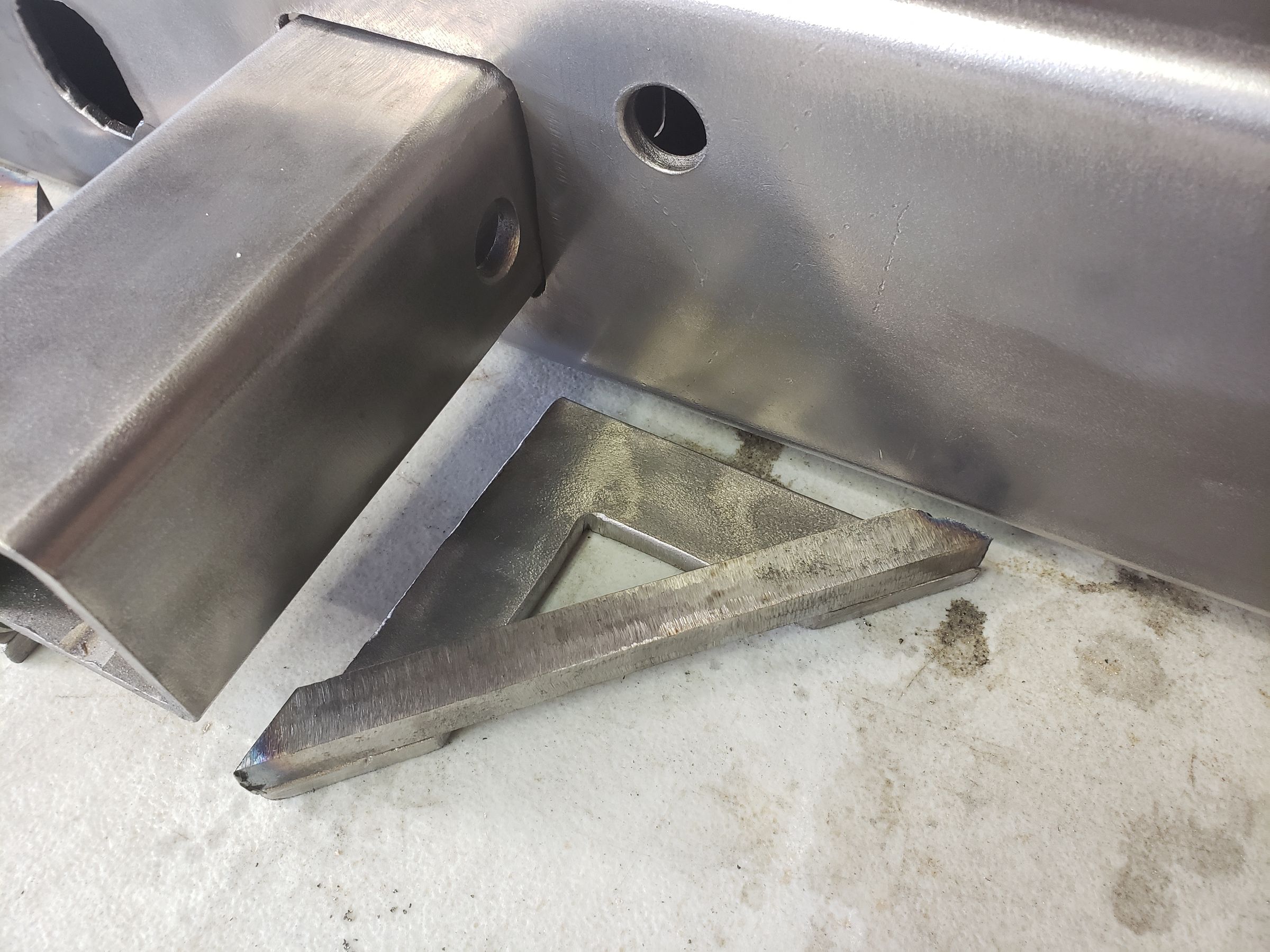 Custom Off Road Rear Bumper With Hitch : 6 Steps (with Pictures ...