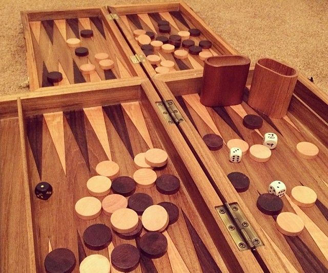 How to Make a Wooden Backgammon Board : 10 Steps (with Pictures) - Instructables