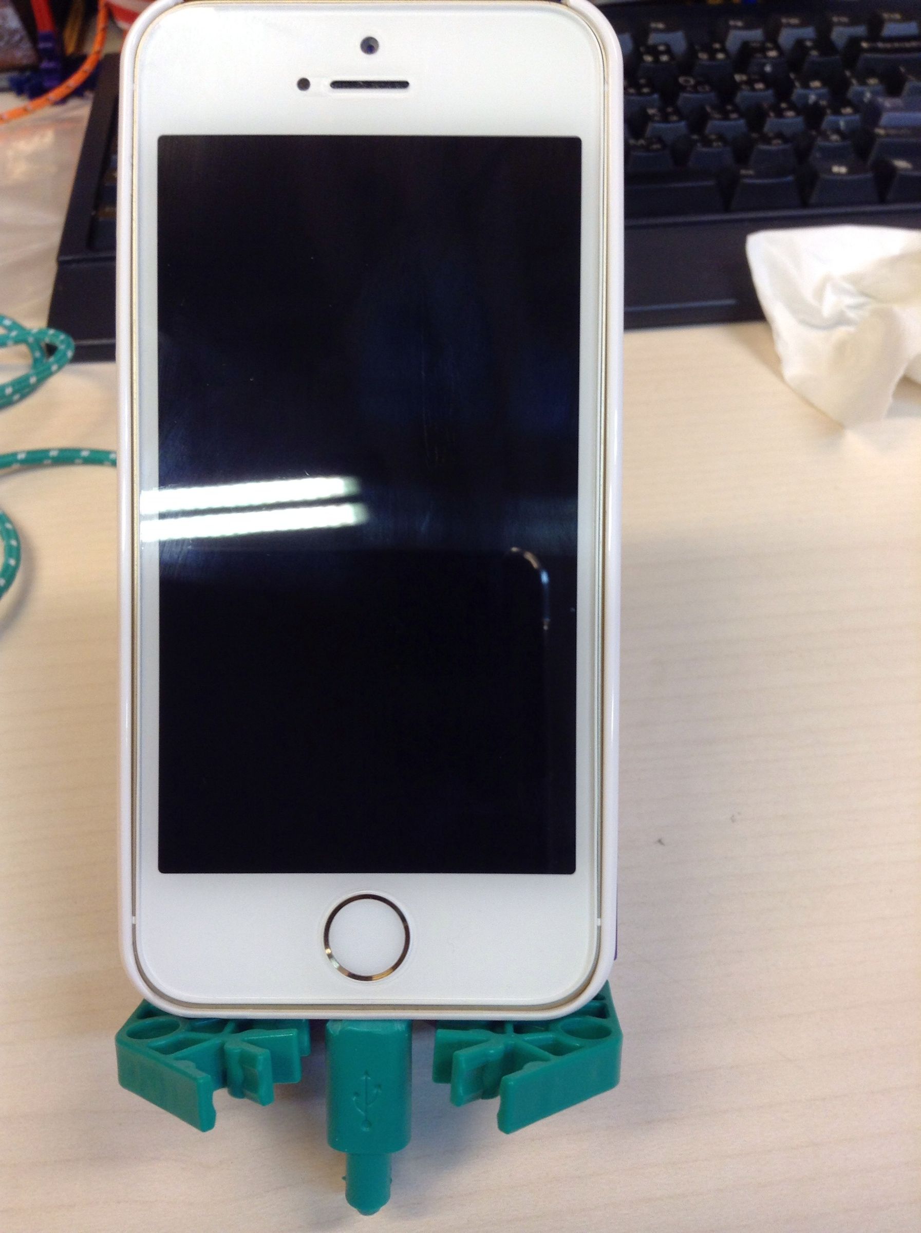 Iphone 5s Stand : 9 Steps - Instructables