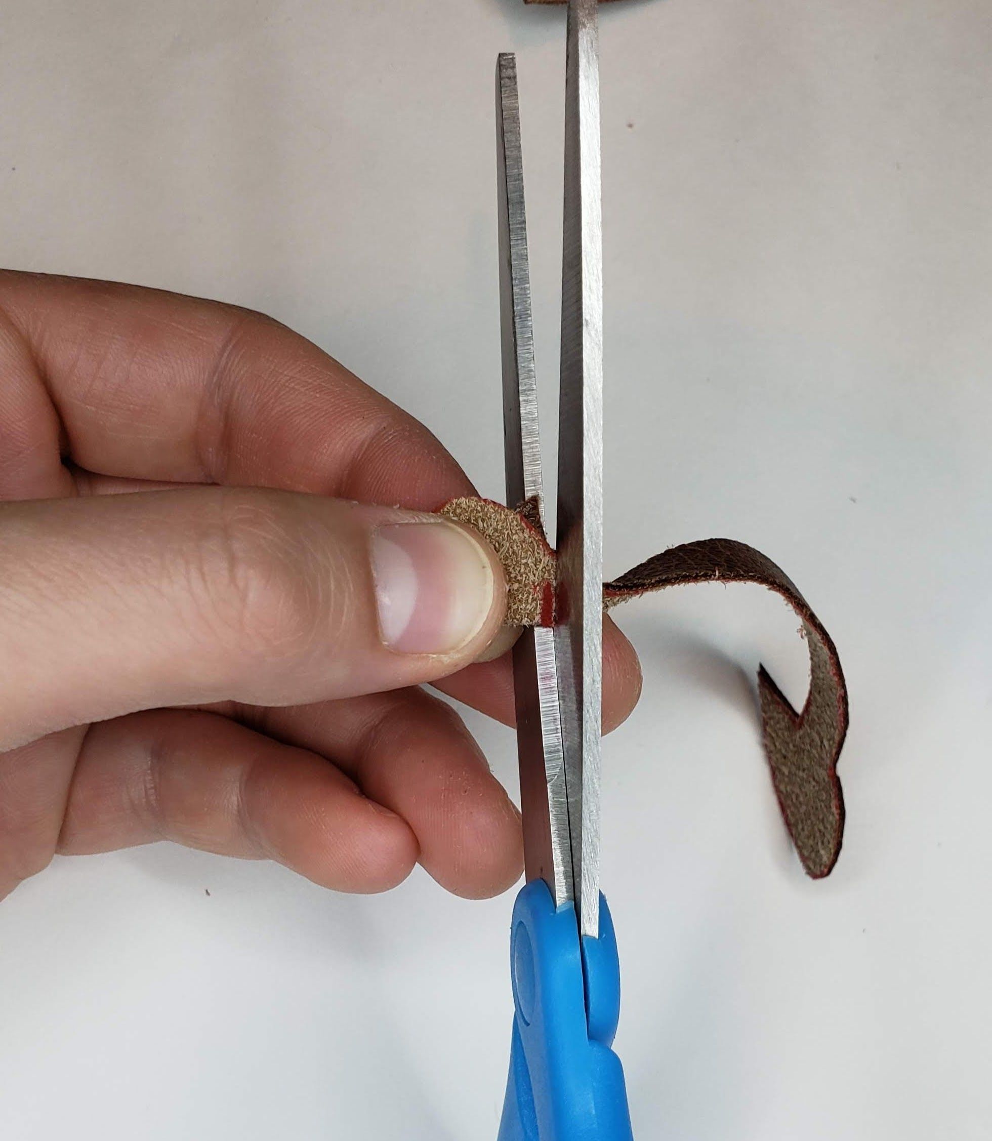 Leather Heart Ring (With Customizable Template) : 4 Steps (with ...