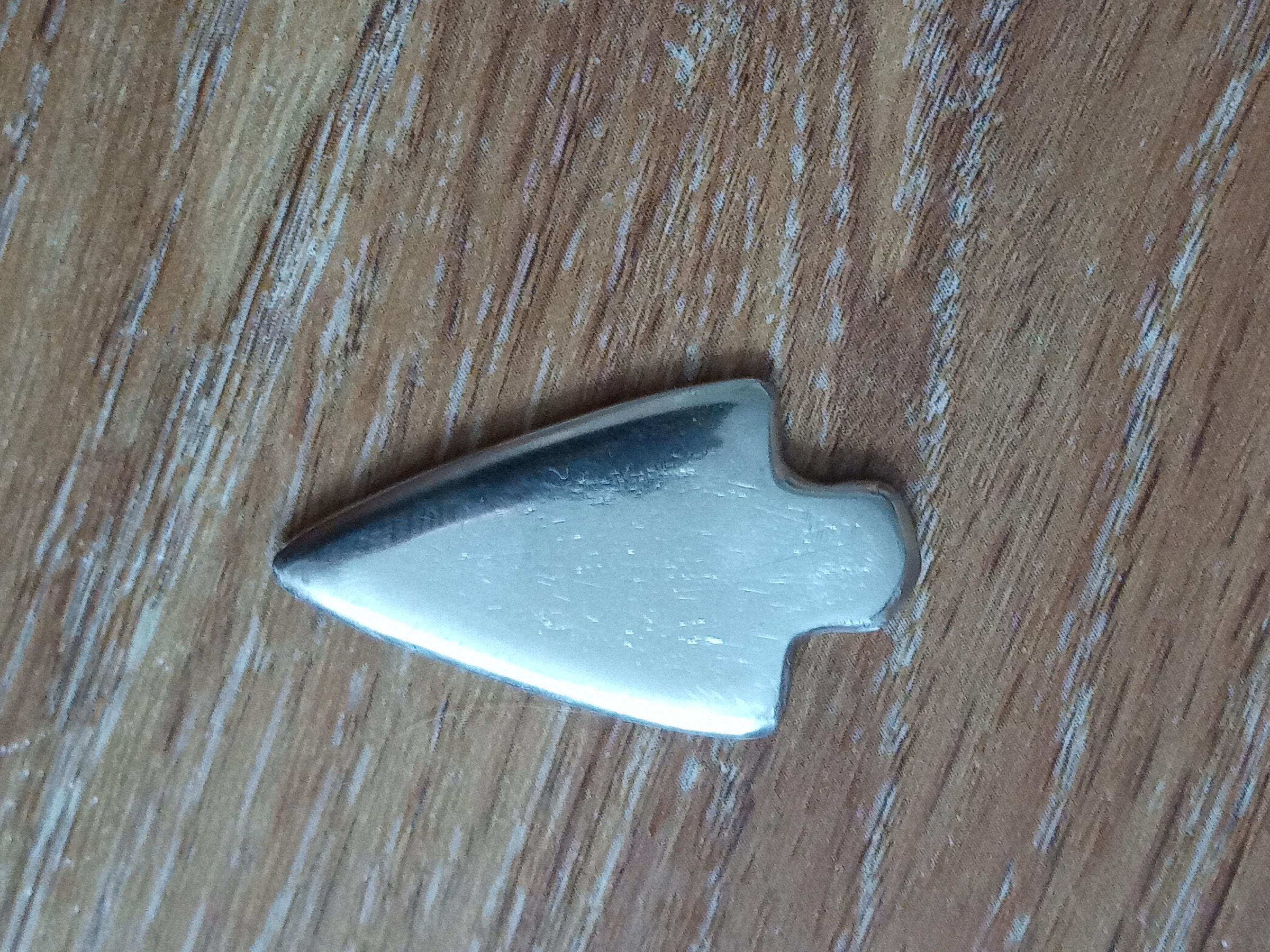 Make an Arrow Pendant From an Old Saw Blade : 5 Steps (with Pictures ...