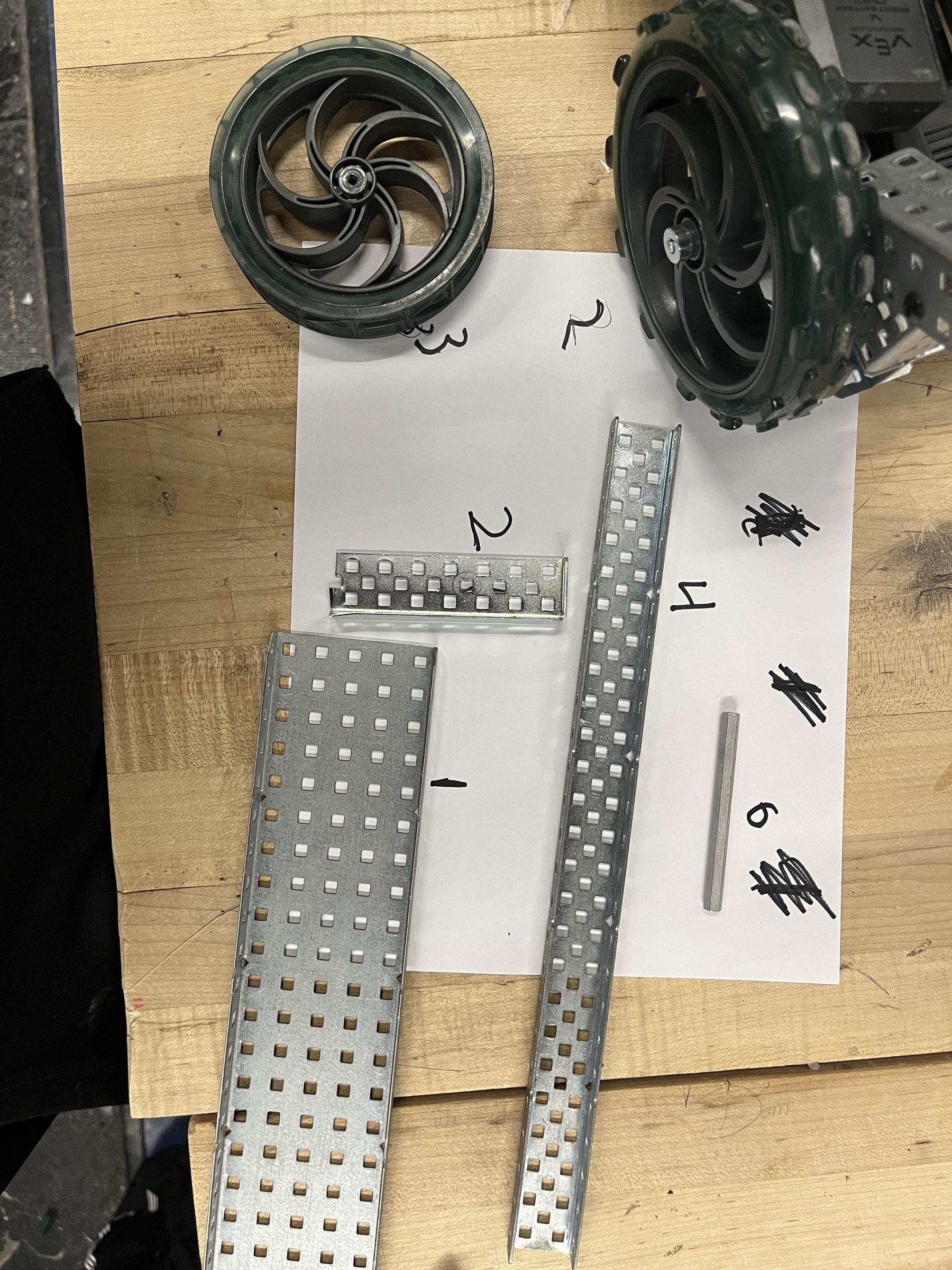 Vex Robotics Wheelie Car : 7 Steps - Instructables