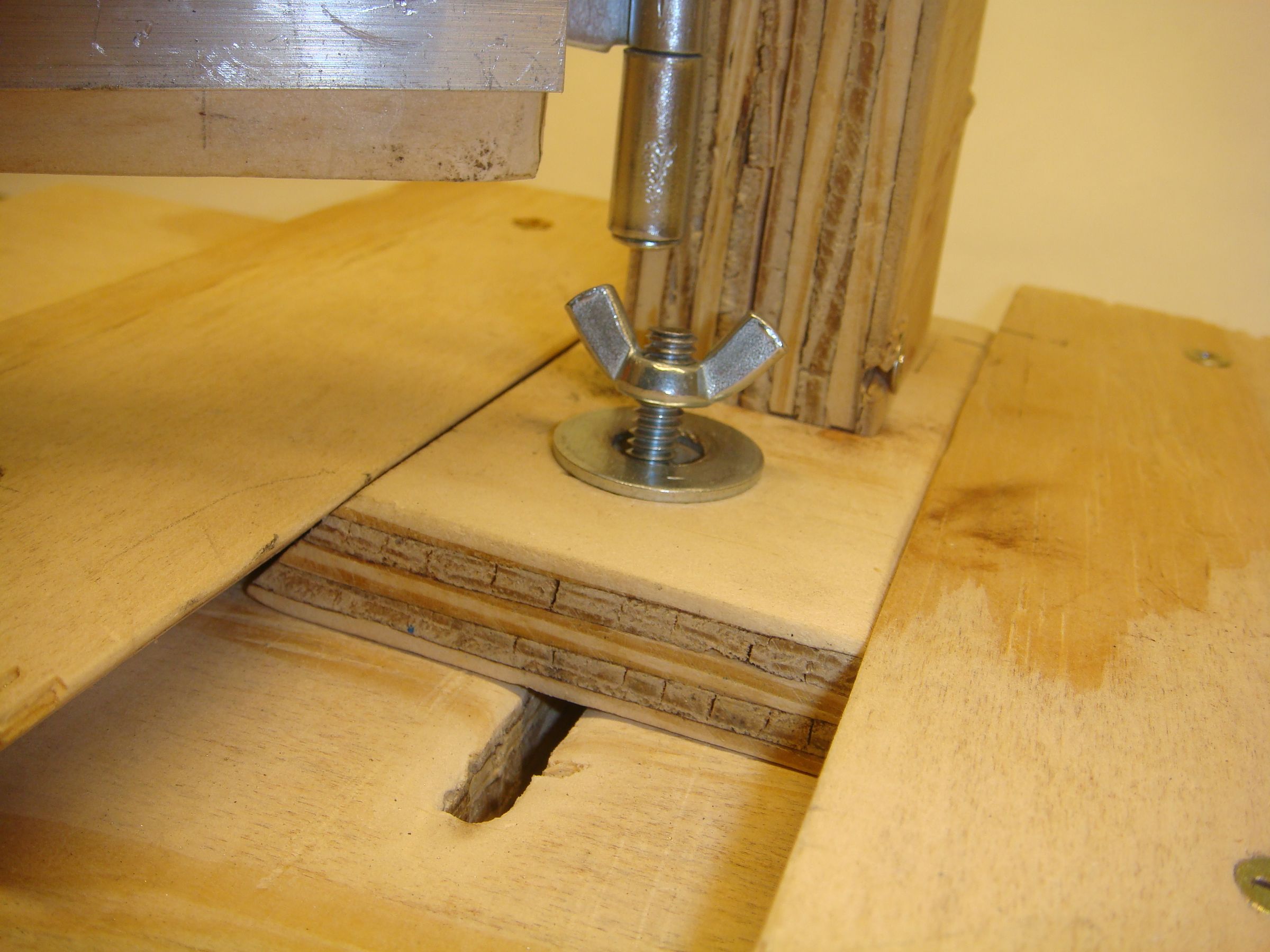 Homemade Rotary/Flat Engraver : 8 Steps (with Pictures) - Instructables