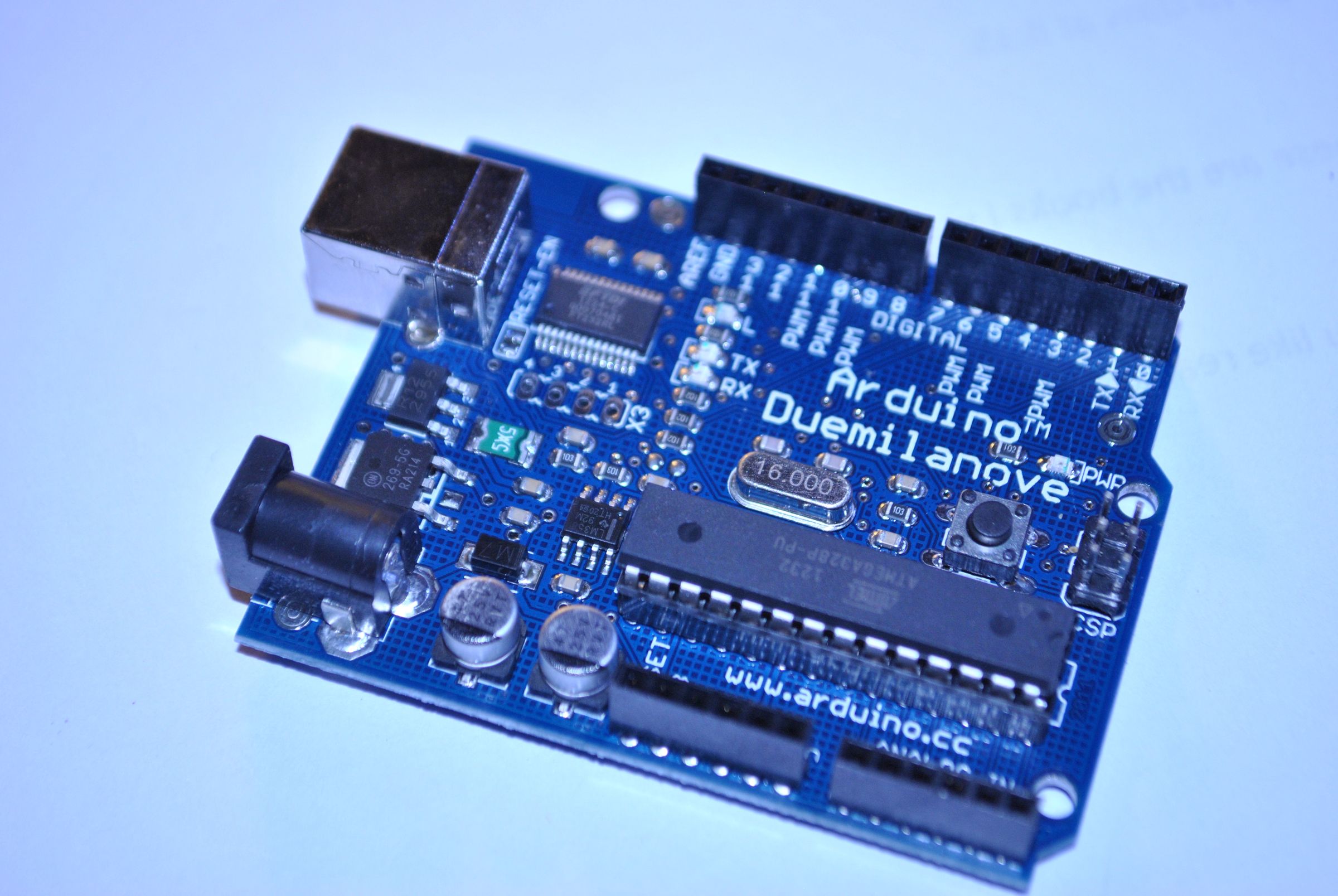 Beginner's Electronics Kit : 3 Steps - Instructables