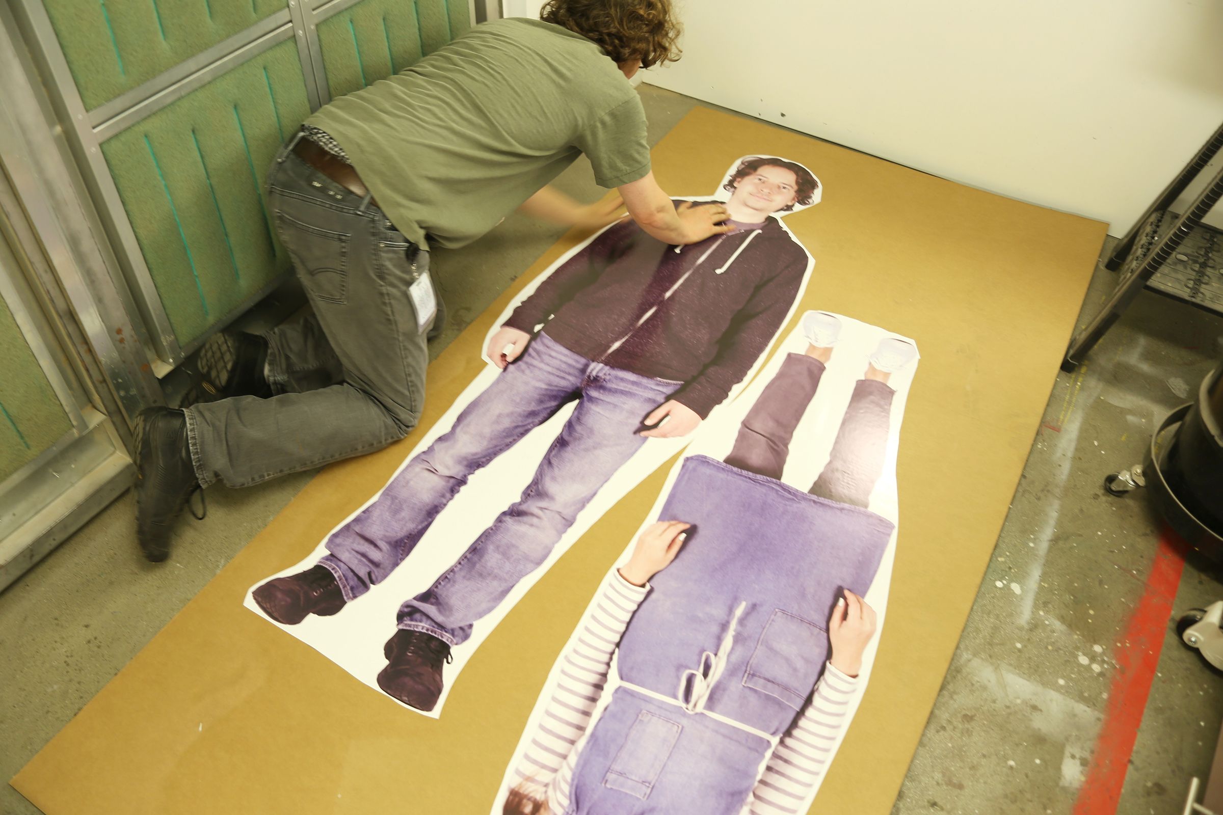 DIY Life-Sized Cardboard Cutout : 11 Steps (with Pictures) - Instructables