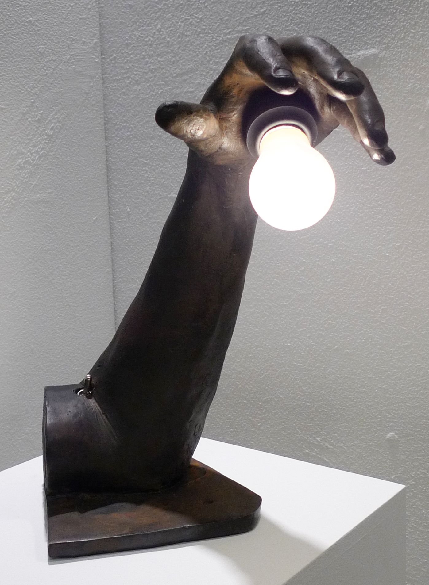 Hand Lamp - Instructables