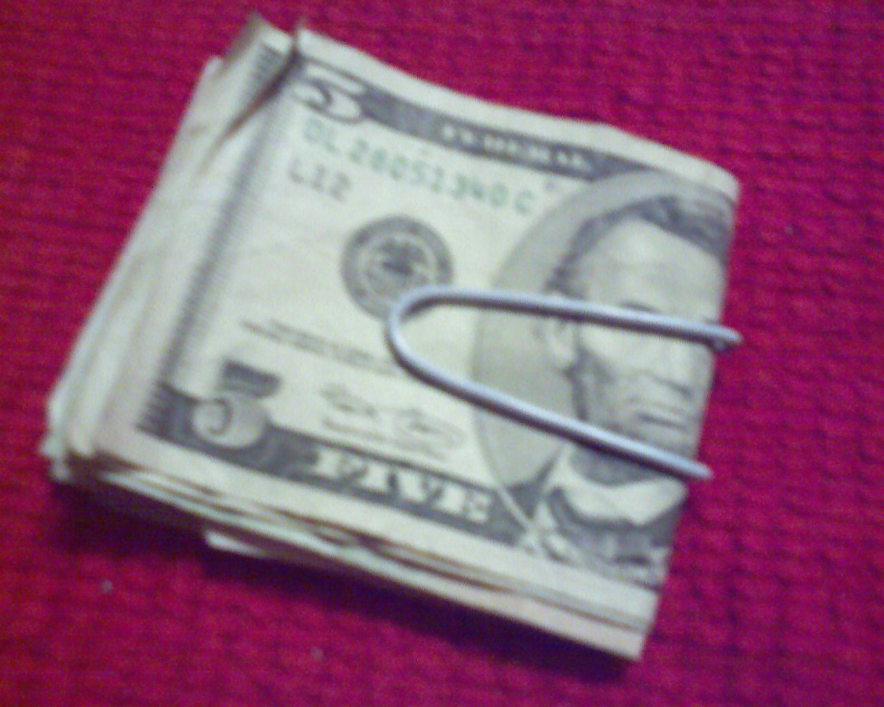 The Simple Clip Wallet : 5 Steps - Instructables