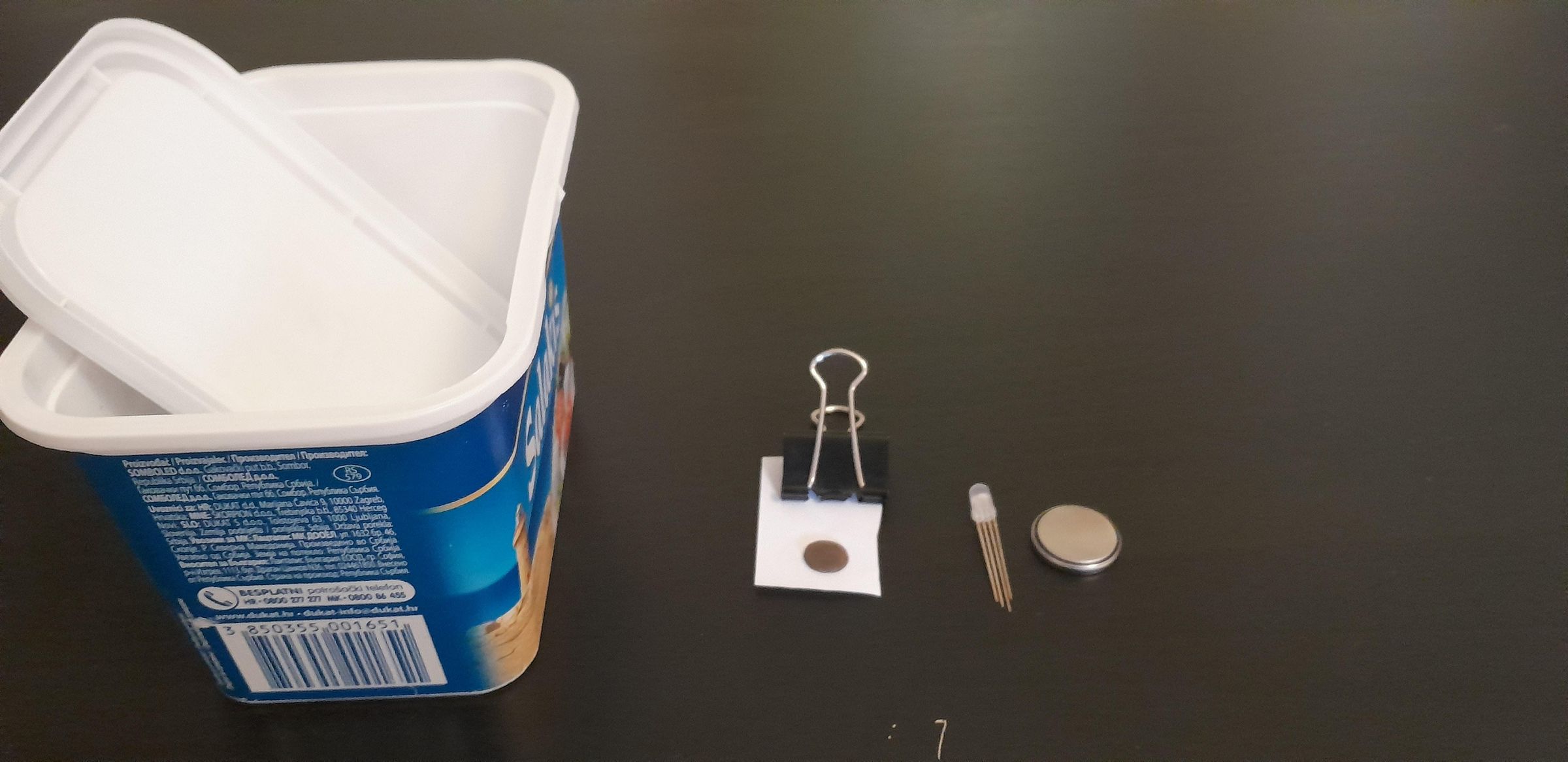 Simple Color Light "beacon" / Lightbox : 7 Steps (with Pictures) - Instructables