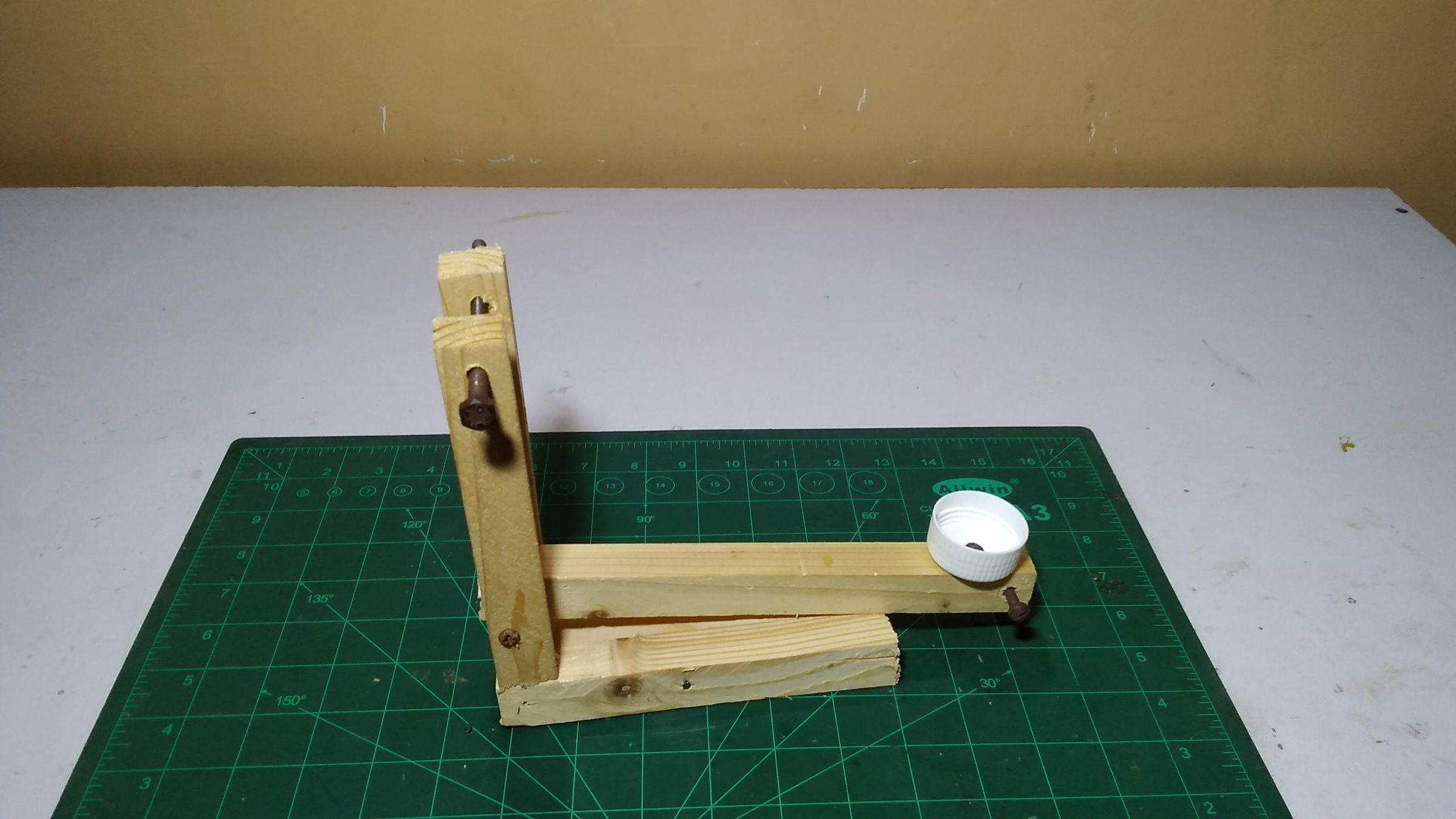 How to Make Wooden Catapult : 5 Steps (with Pictures) - Instructables