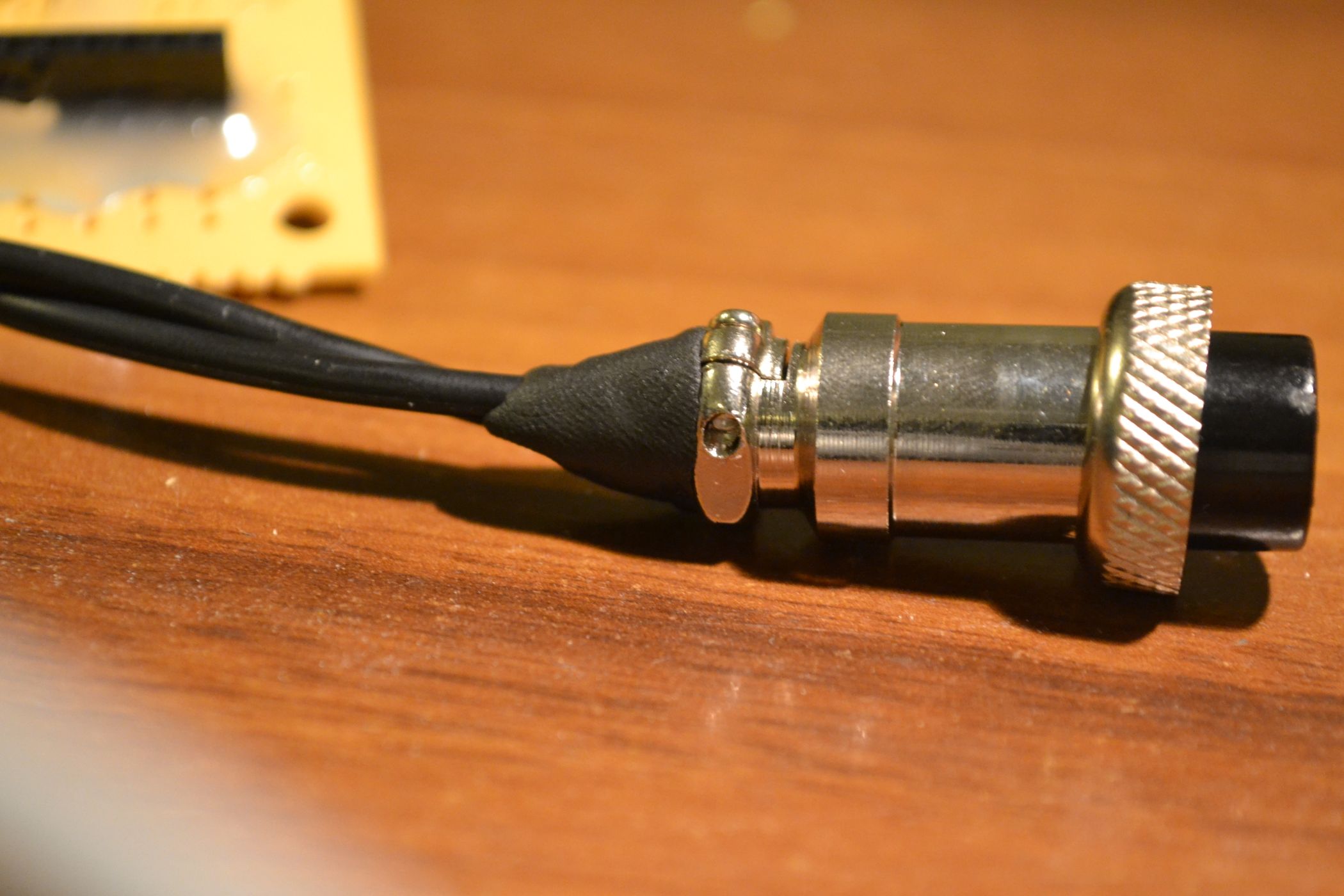 Hardening 8-pin Ham Radio Mike Connector With Sugru - Instructables