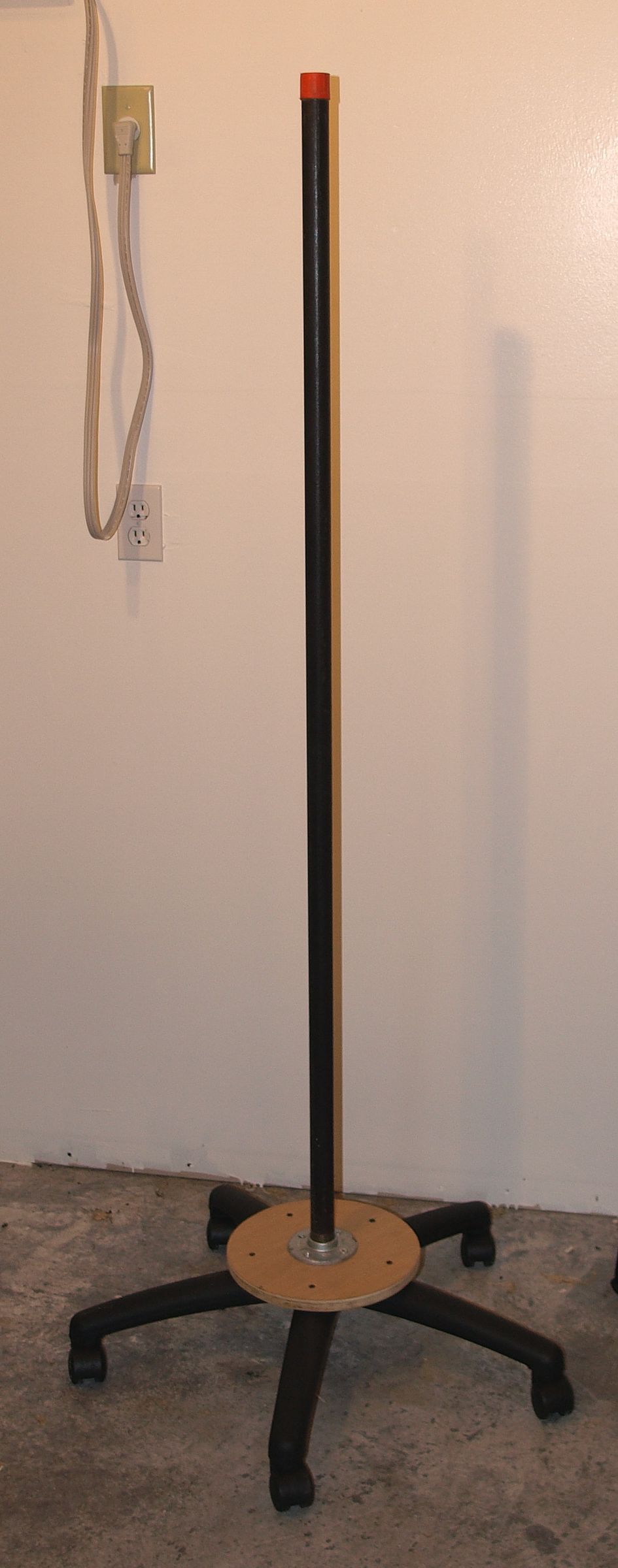 Photograpy Light Stand - Cheap, Easy and Handy : 7 Steps - Instructables