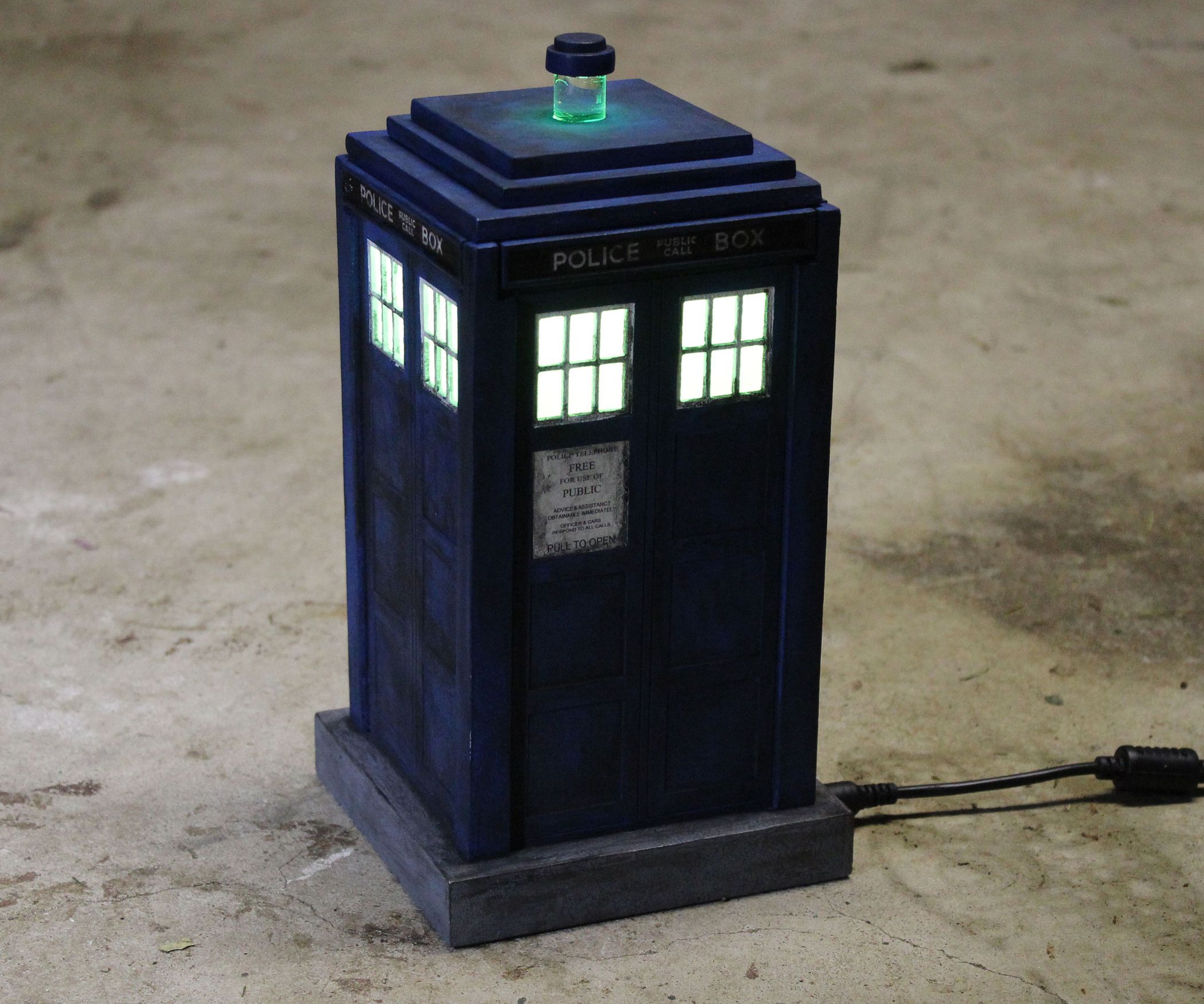 Tardis Puzzle Box Night Light : 6 Steps (with Pictures) - Instructables