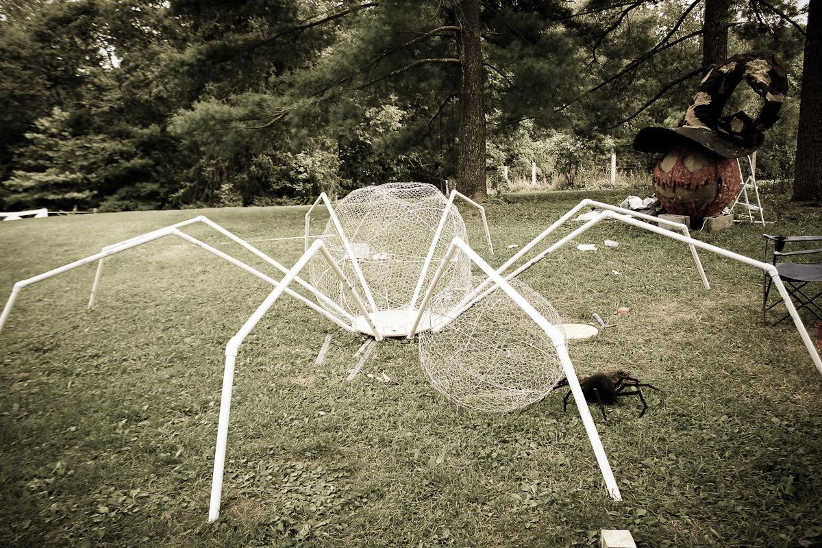 The Build of a Giant Spider : 7 Steps (with Pictures) - Instructables