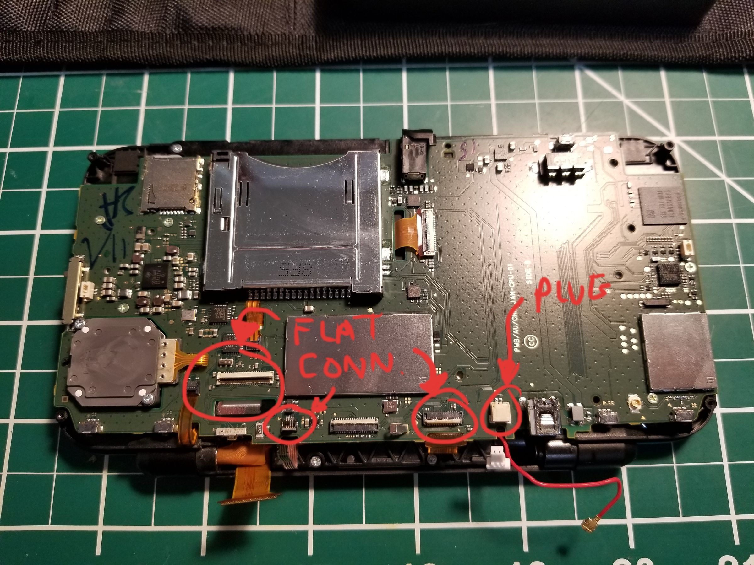 Replace Upper Screen for Nintendo 2DS XL : 15 Steps - Instructables