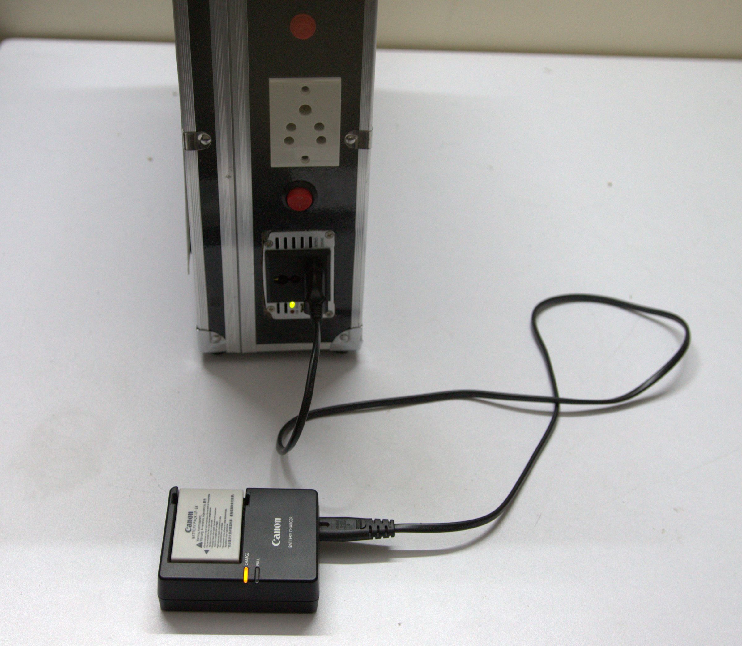 DIY Solar Power Generator V1.0 : 17 Steps (with Pictures) - Instructables