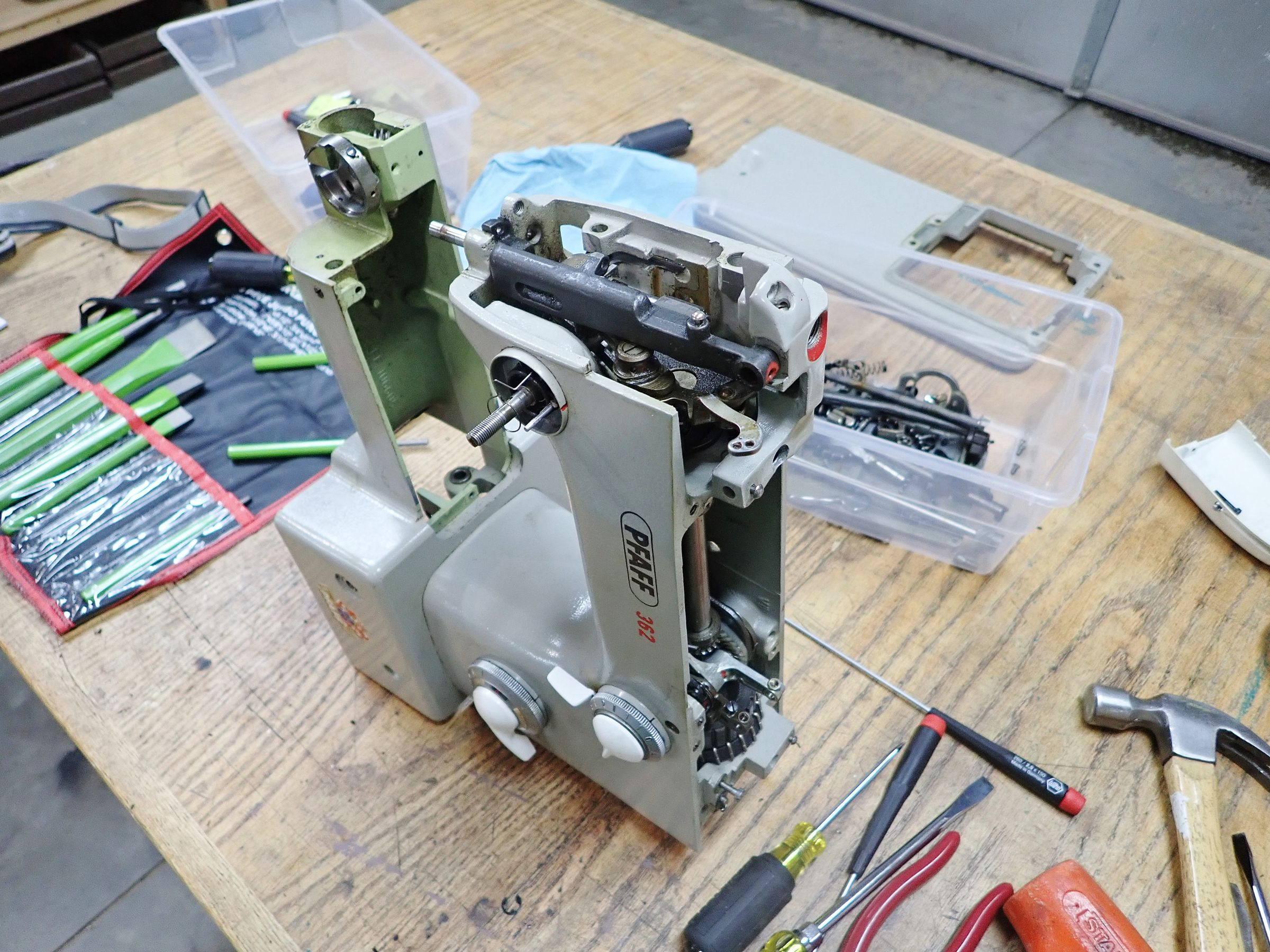 How to Make a Sewing Machine Tractor : 21 Steps (with Pictures ...