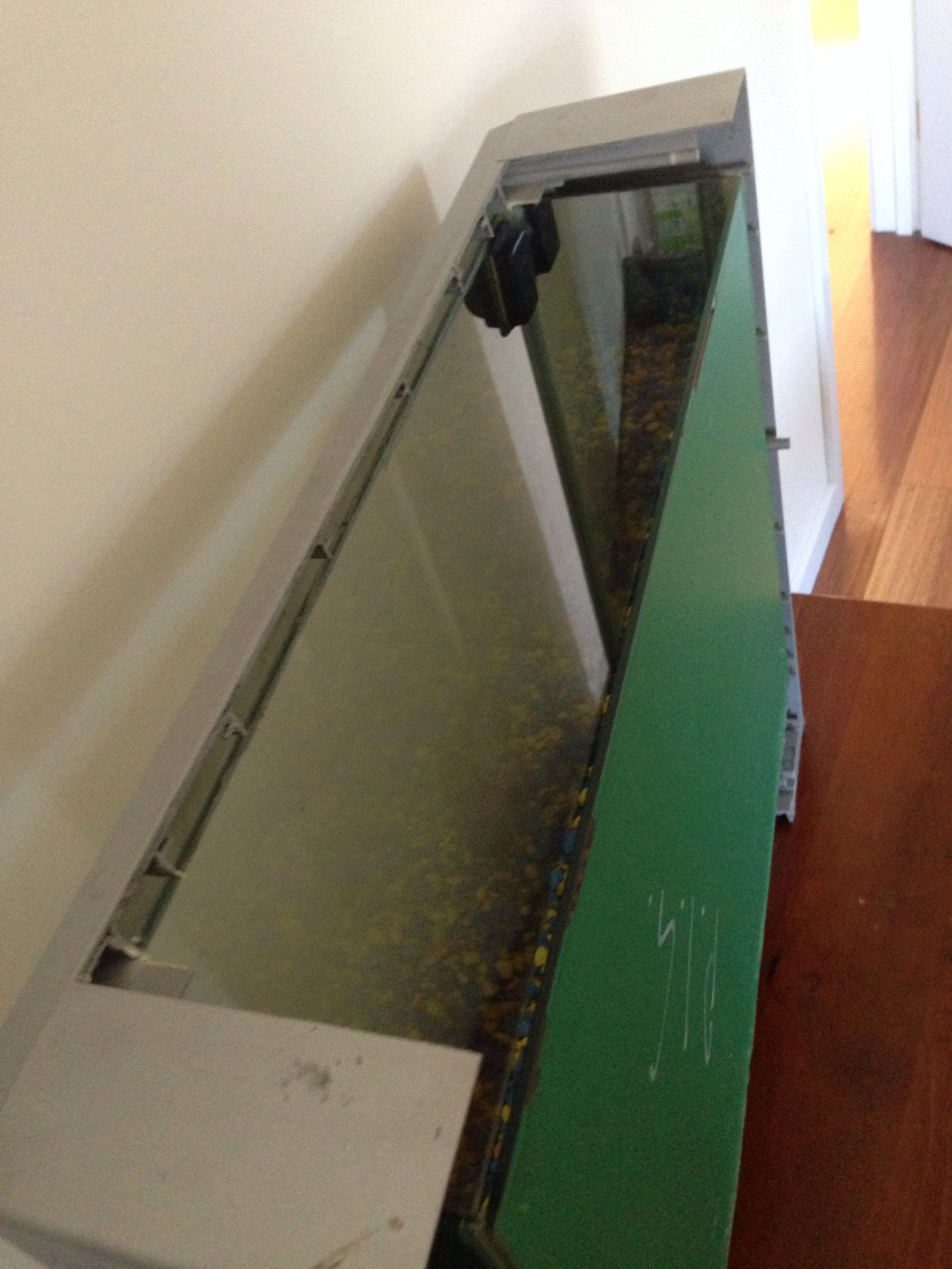 TV Fish Tank - Instructables