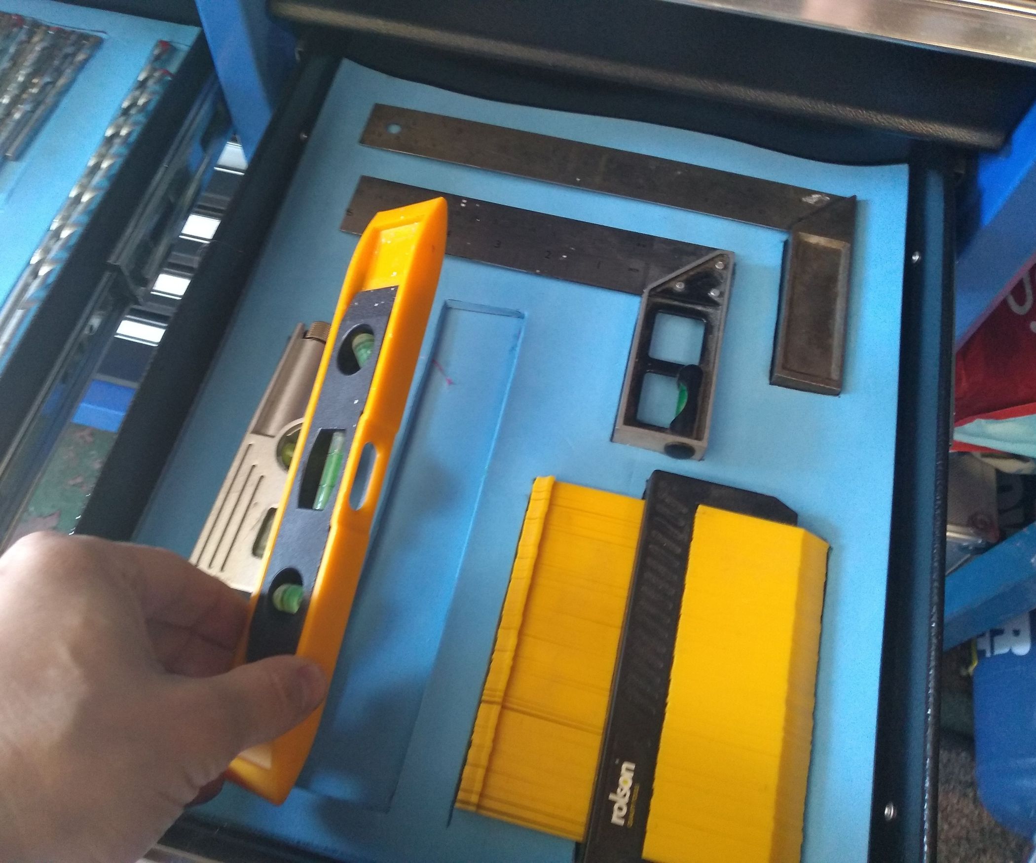 DIY Foam Drawer Organizer : 7 Steps (with Pictures) - Instructables