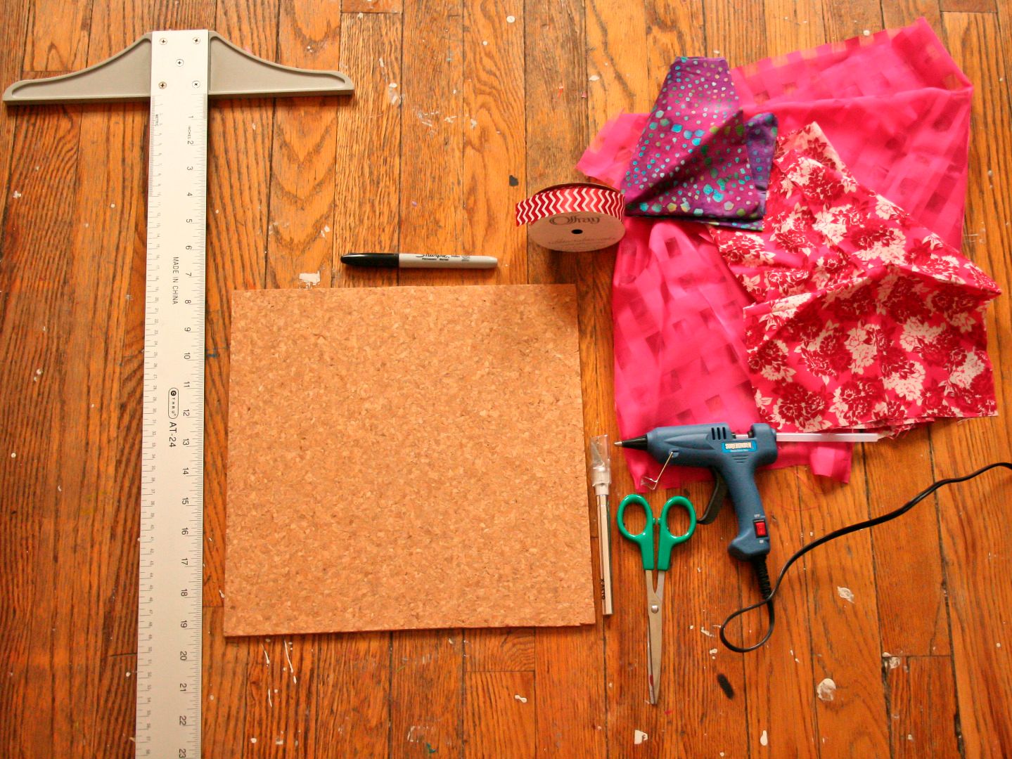 Letter Bulletin Boards : 11 Steps - Instructables
