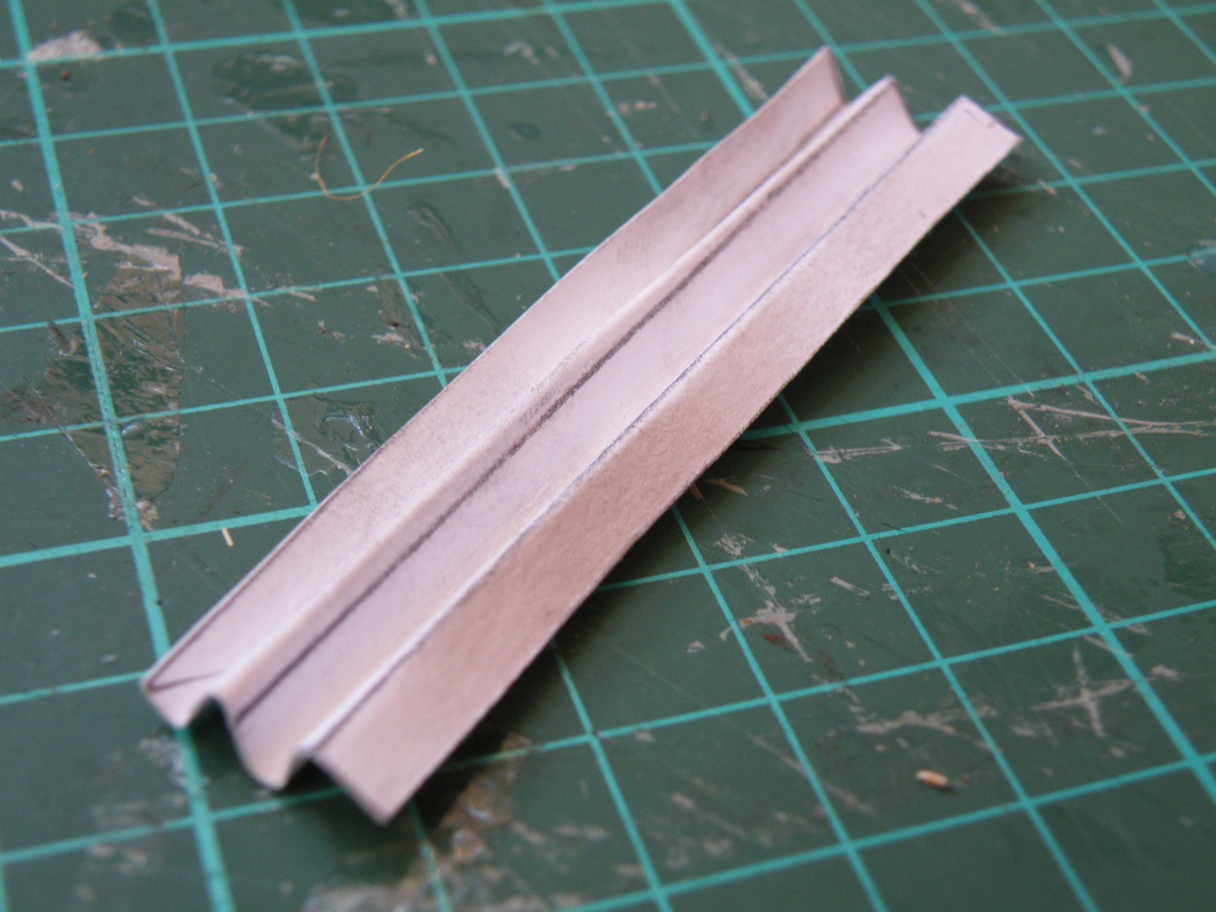 Cardboard Frisbee : 6 Steps (with Pictures) - Instructables